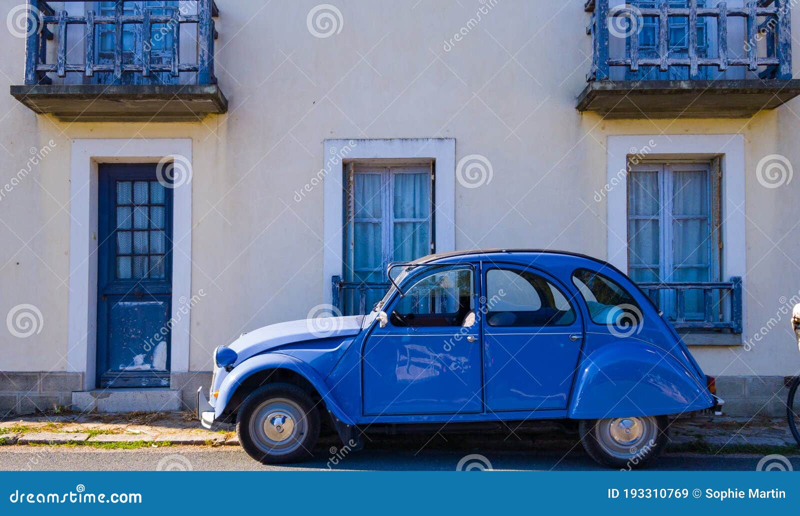 Blue car and blue window stock image. Image of sedan - 193310769