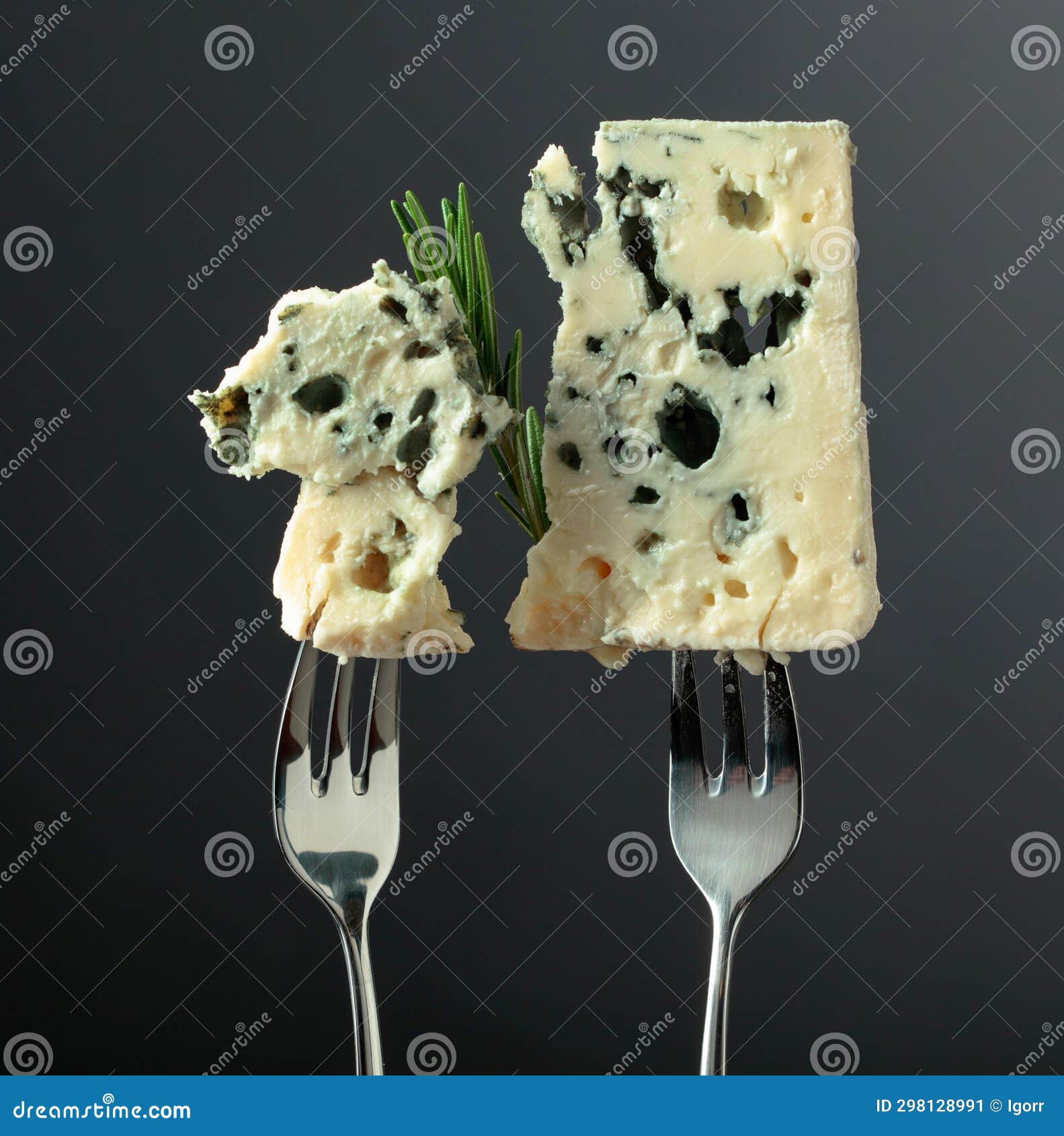 Blue Cheese Slices on Forks Stock Image - Image of slice, soft: 298128991