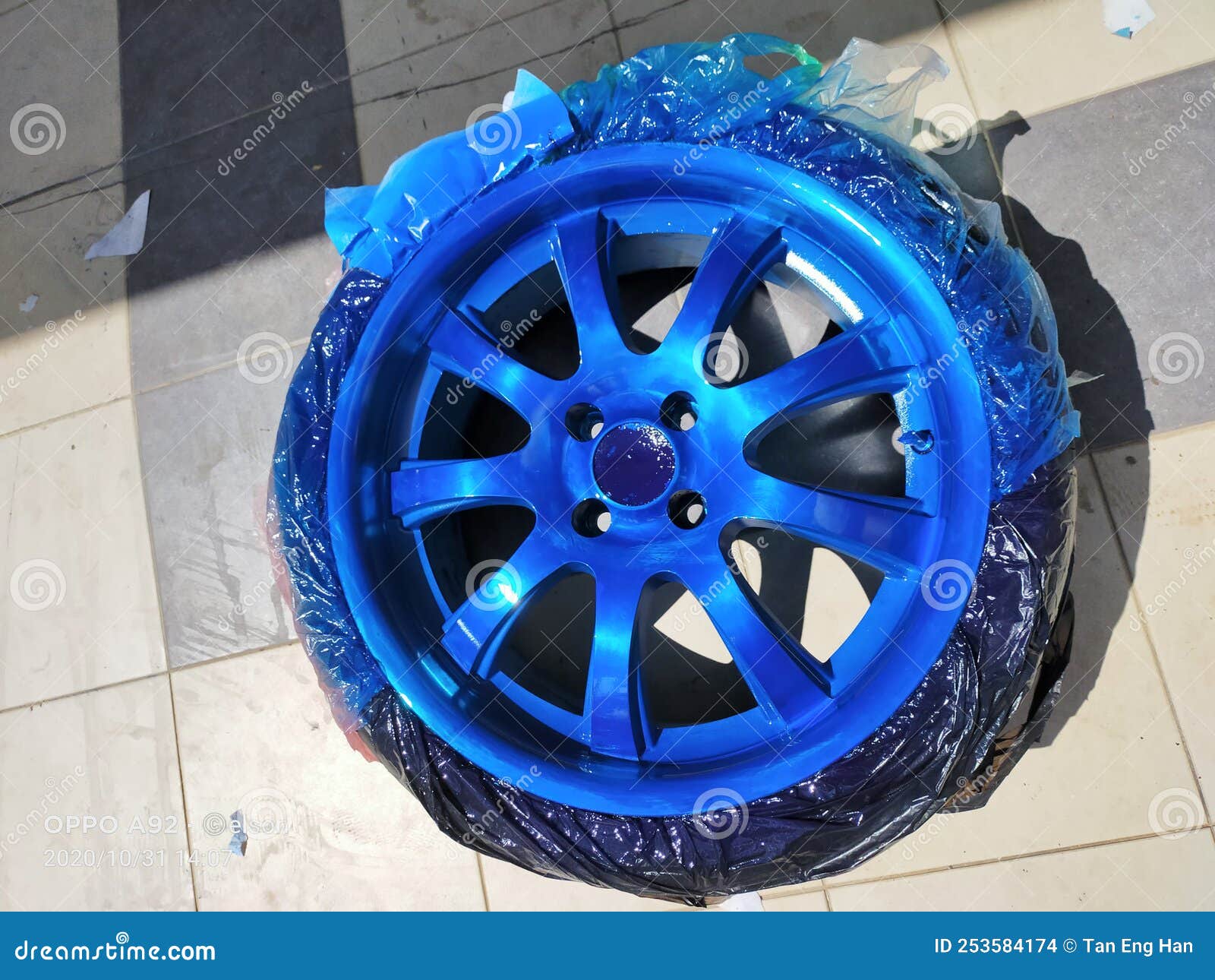 Blue chrome rim stock photo. Image of vehicle, bumper - 253584174