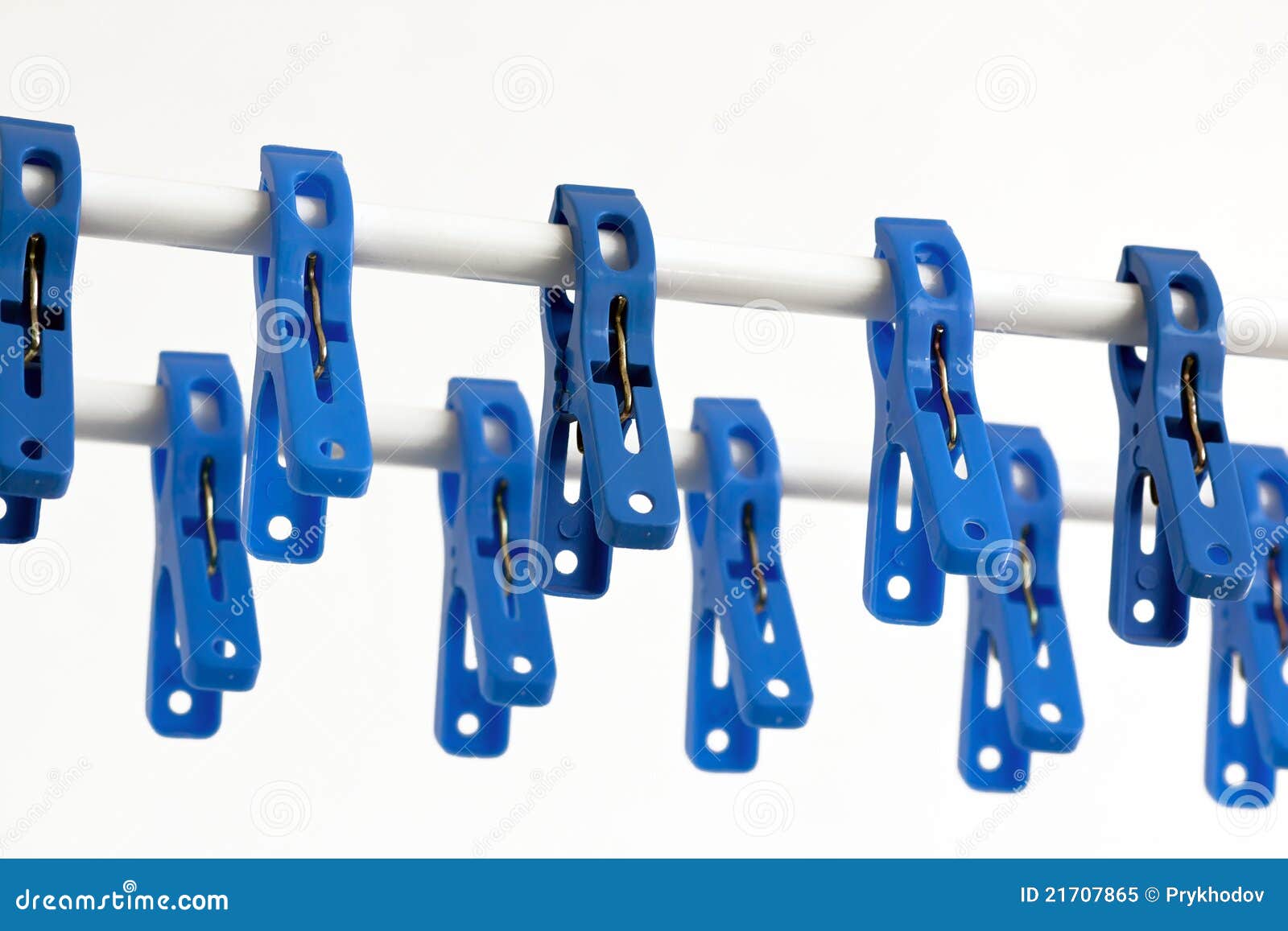 Blue Clothespins on a String Stock Image - Image of blue, clips: 21707865