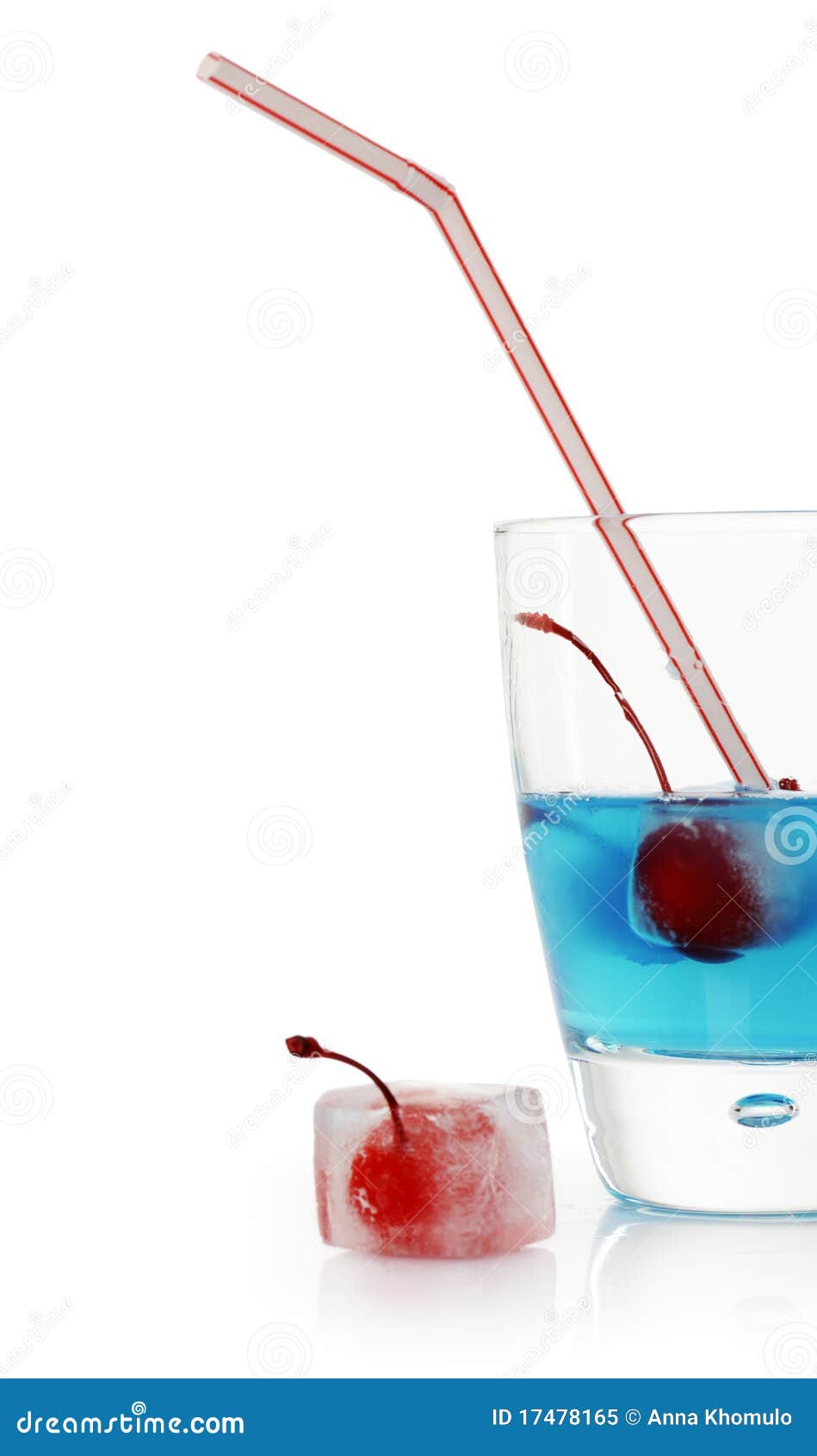 Blue cocktail stock image. Image of detail, berry, drink - 17478165