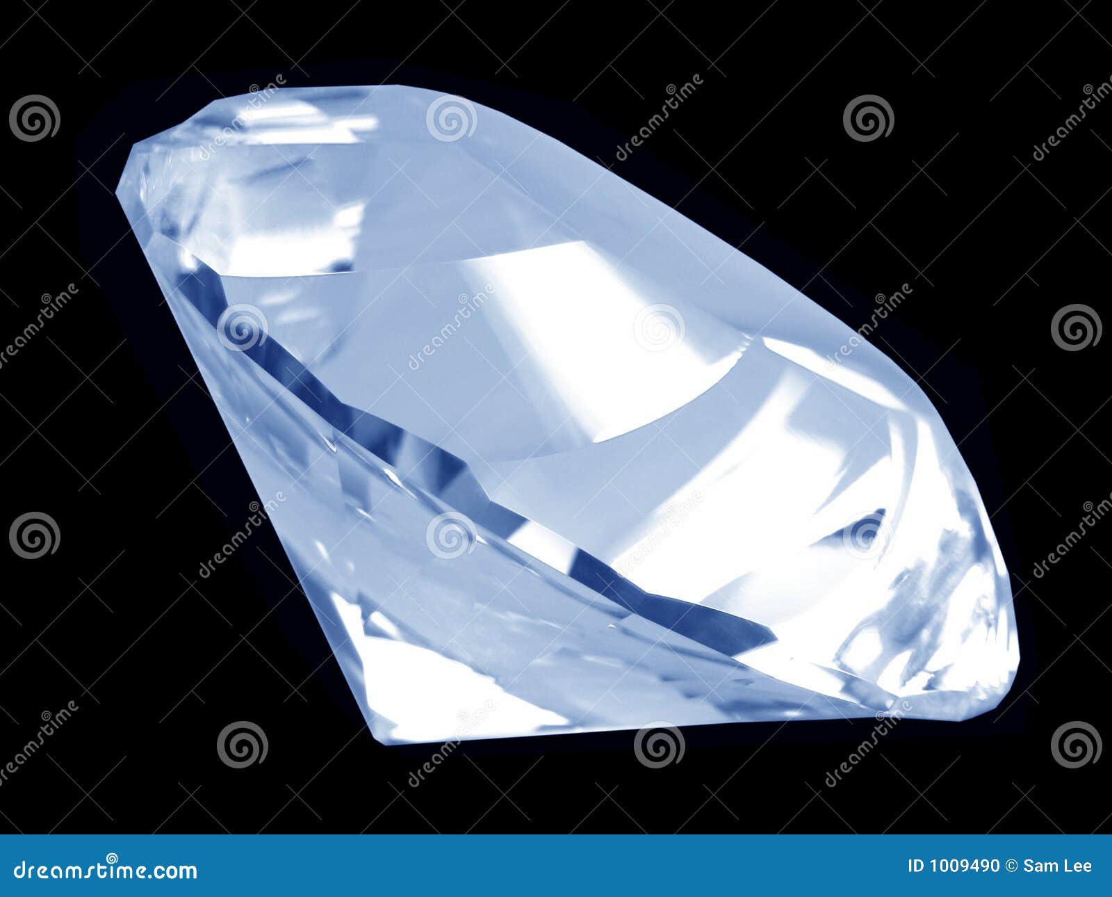 Blue Diamond Crystal (Side) Picture. Image: 1009490