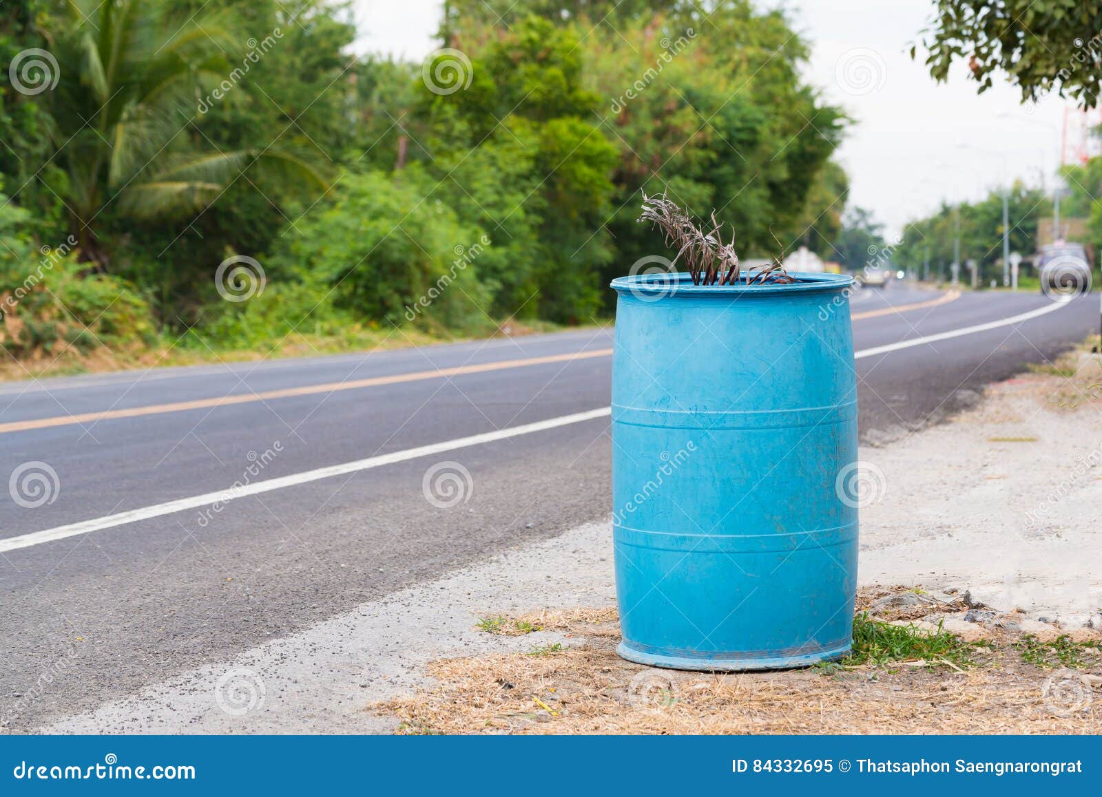 Blue dustbin or trashcan stock image. Image of conservation - 84332695