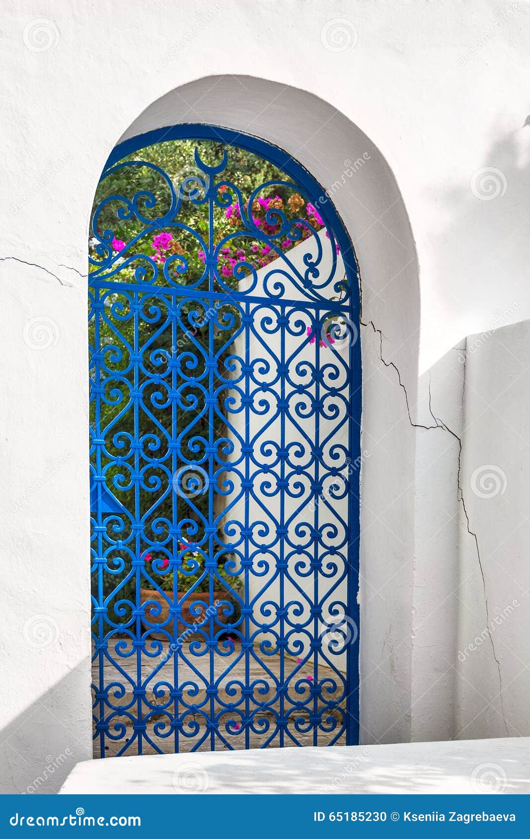 Blue Gate of the Arabic Court Stock Photo - Image of city, architecture ...