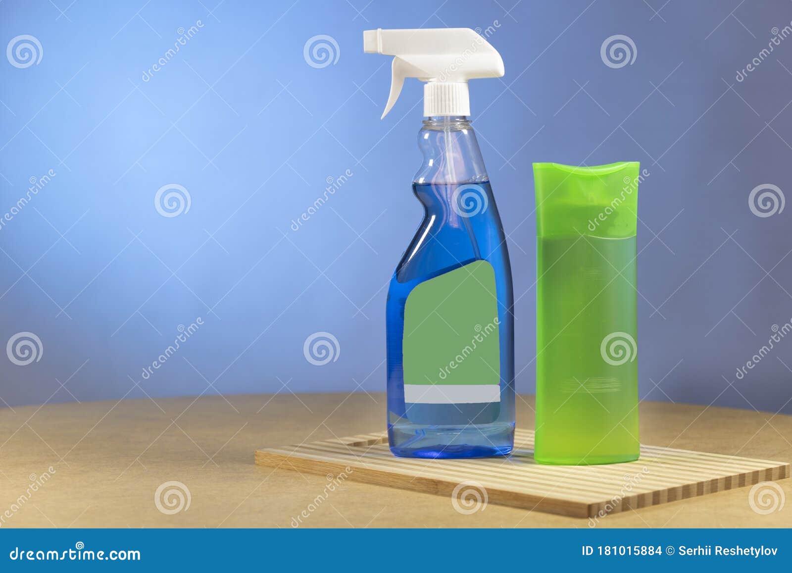Blue Glass Cleaner Spray Spraying Dispersion Pulverizer Stock Photo ...