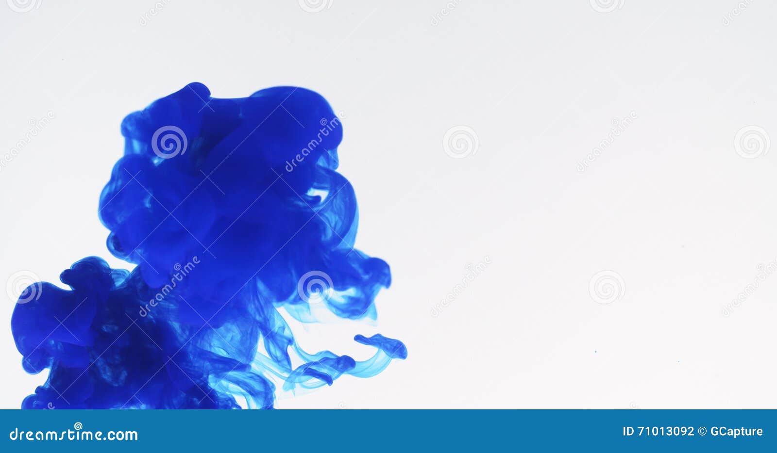 Blue Ink Spreading in Water Stock Photo - Image of drink, slow: 71013092