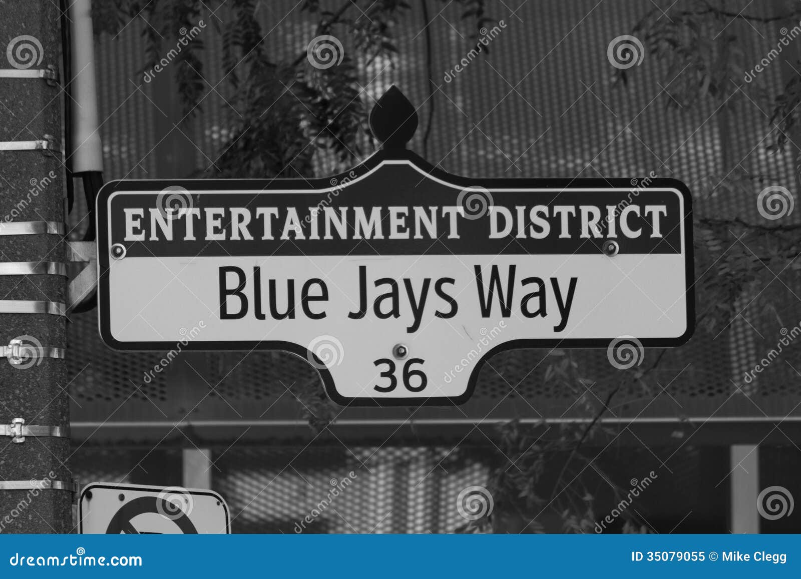 Blue Jays Way stock image. Image of toronto, road, message - 35079055