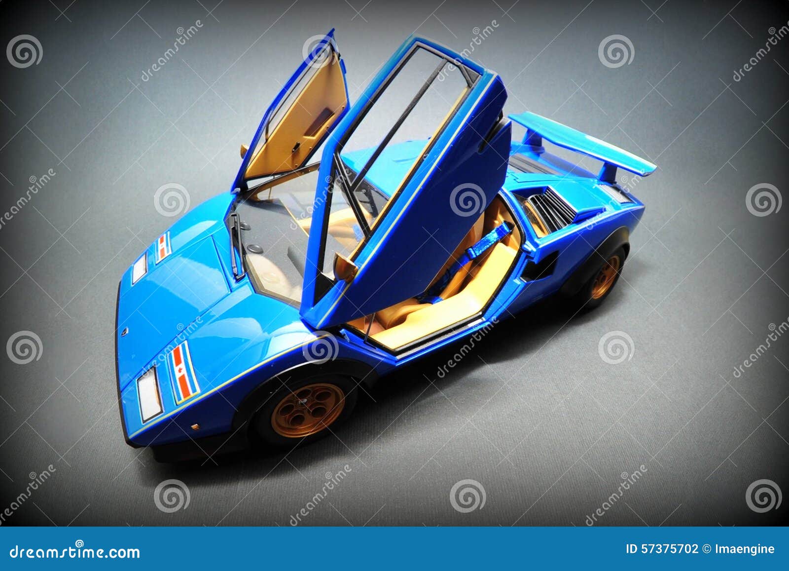 Lamborghini Countach With Open Scissor Doors Editorial Image ...