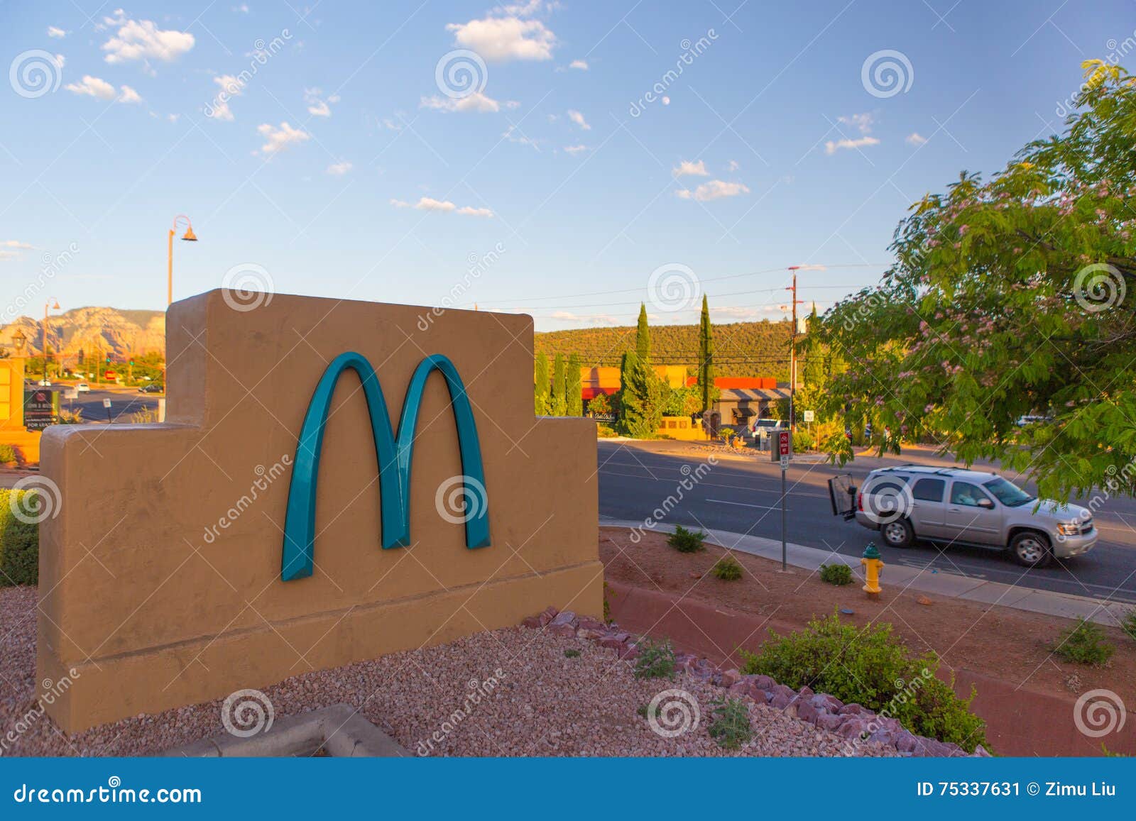 Mcdonald Sign Stock Photos - Download 2,024 Royalty Free Photos