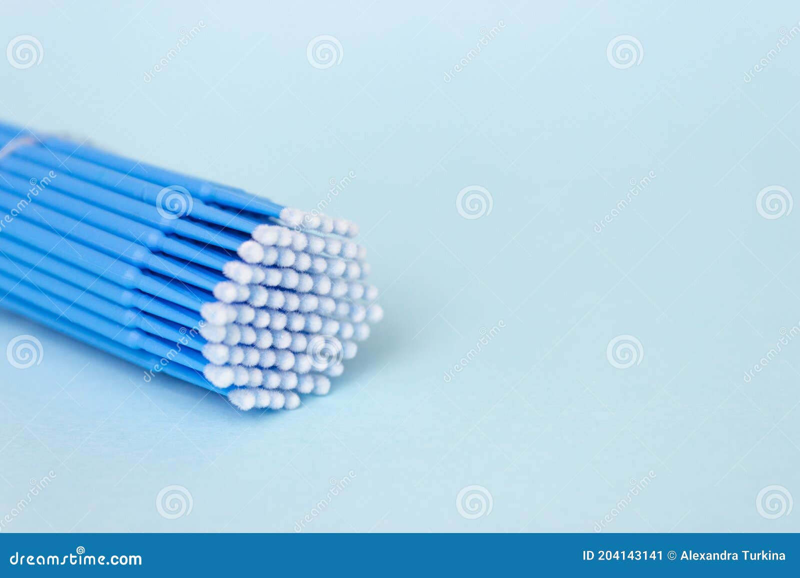 Blue Microbrushes, Small Brushes for Cleaning Eyelashes and Teeth. Blue ...