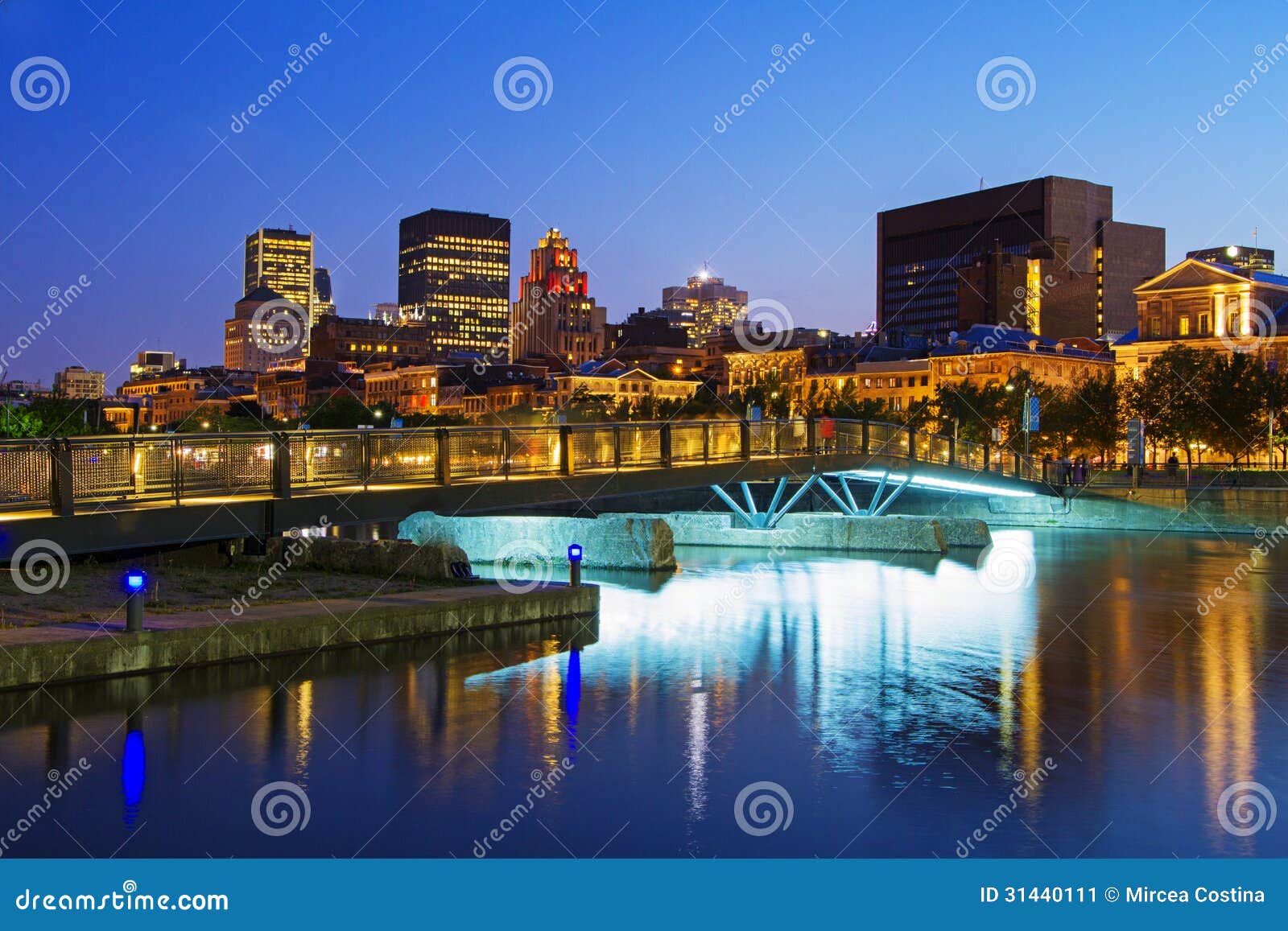 Blue Montreal editorial photo. Image of laurent, construction - 31440111