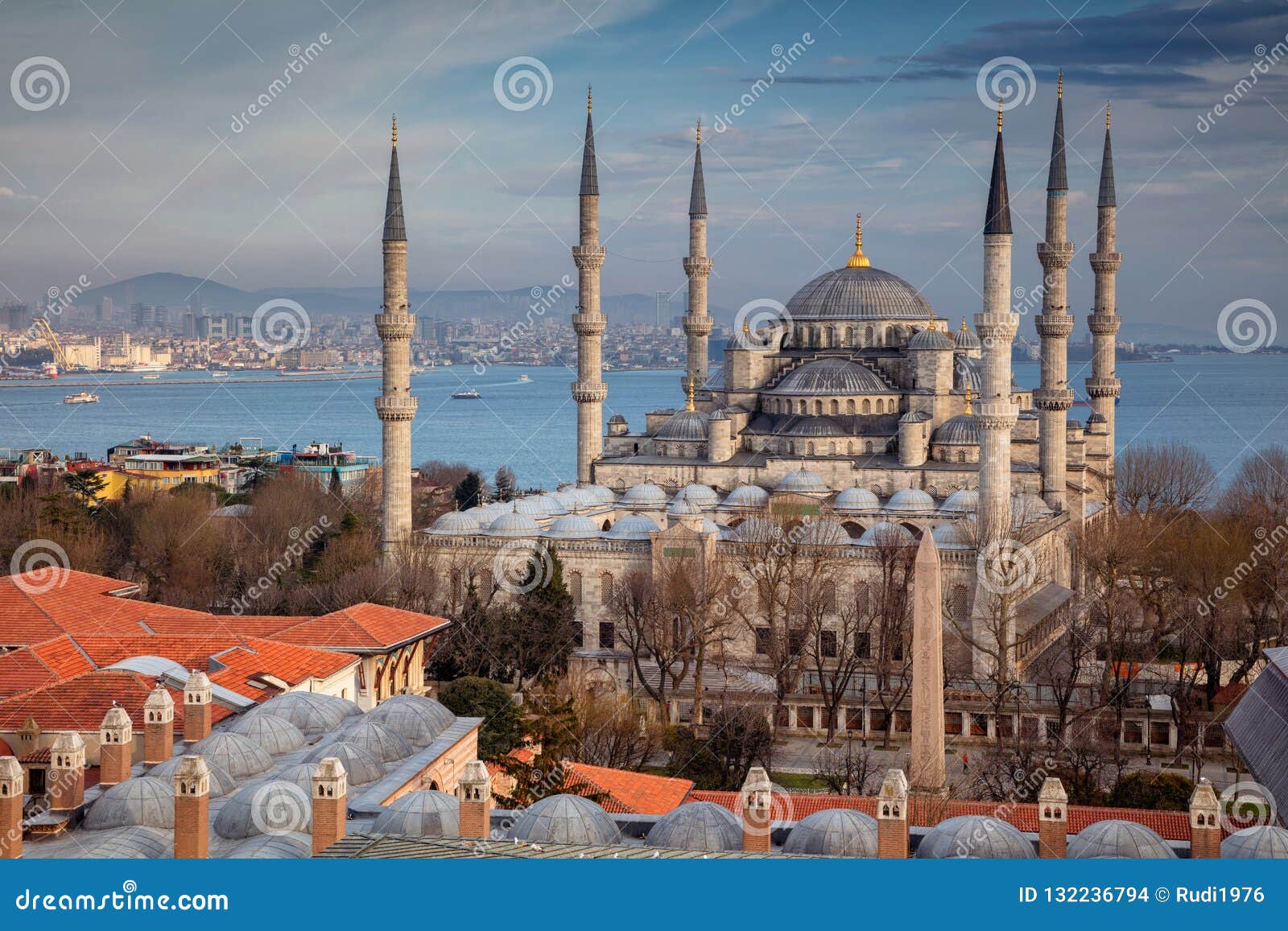 Blue Mosque, Istanbul. stock photo. Image of structure - 132236794