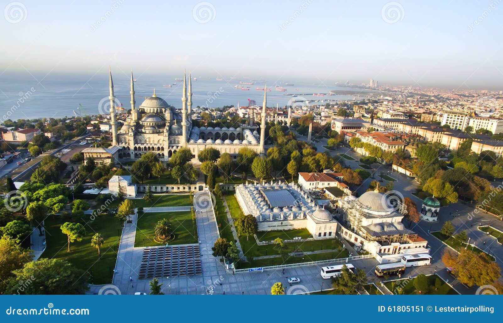 Blue Mosque editorial photo. Image of medieval, famous - 61805151