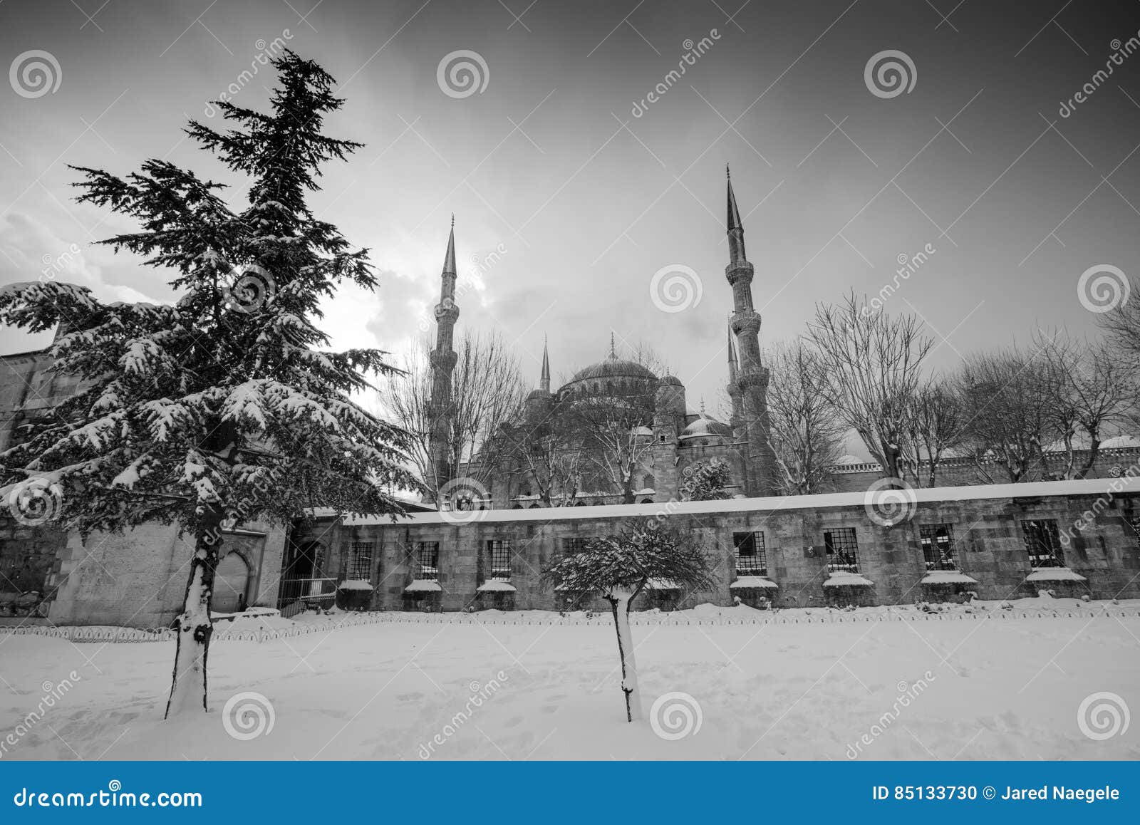 Blue Mosque in Winter stock photo. Image of dome, muslim - 85133730