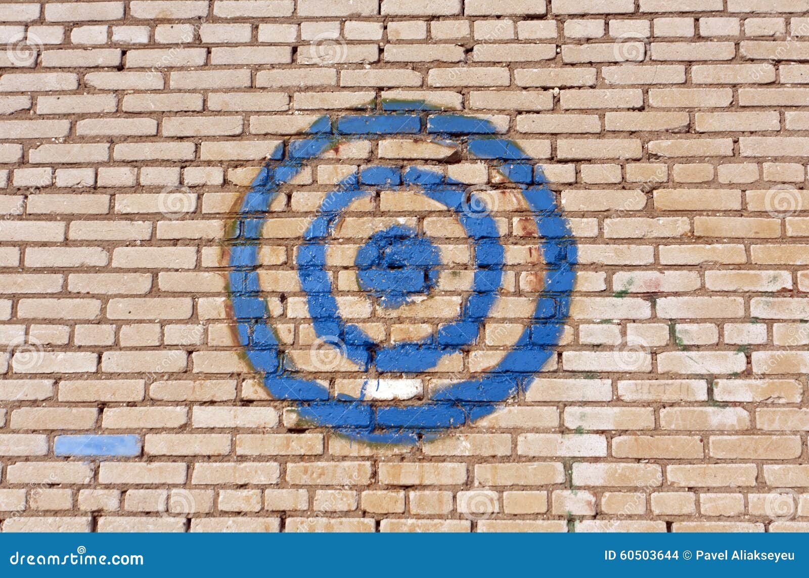 Blue Painted Target on Brick Wall. Stock Photo - Image of centre, goal ...