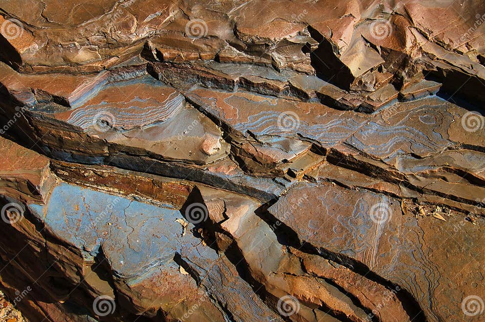 Blue Patterns and Structures on Layers of Banded Ironstone Formation ...