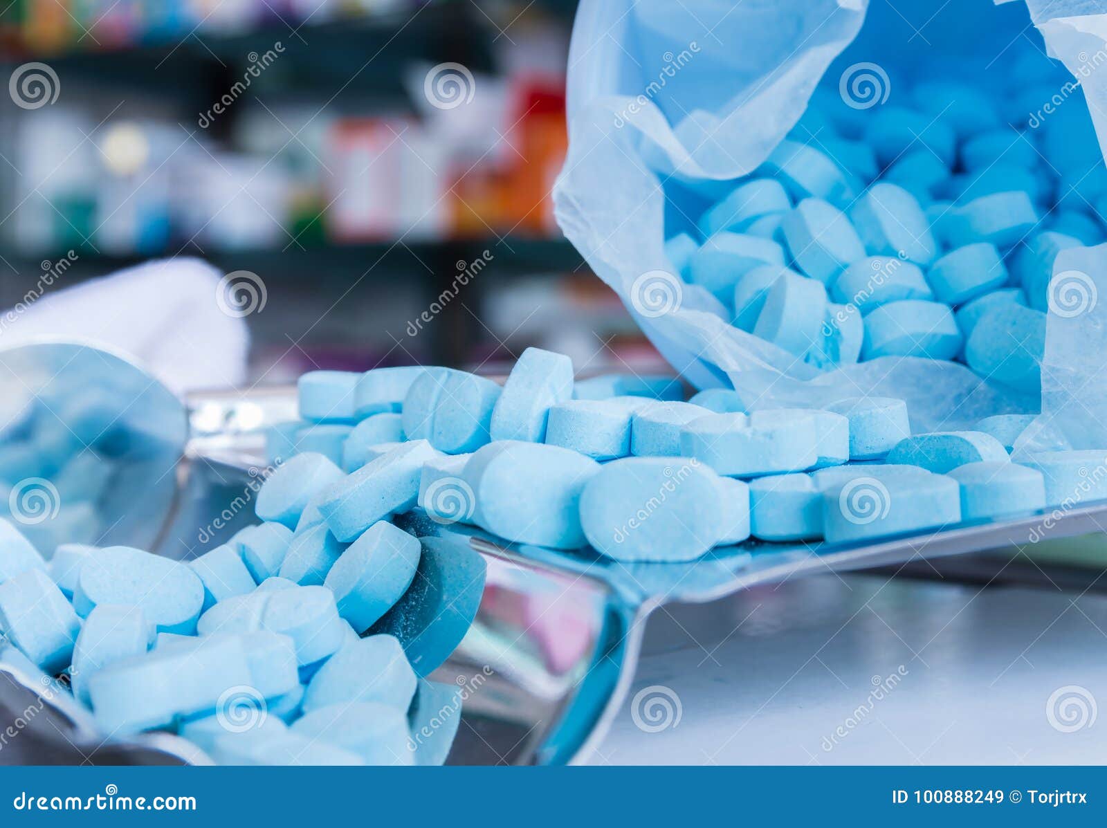 Blue Pills on Medicine Tray. Stock Image - Image of antibiotic, healthy ...