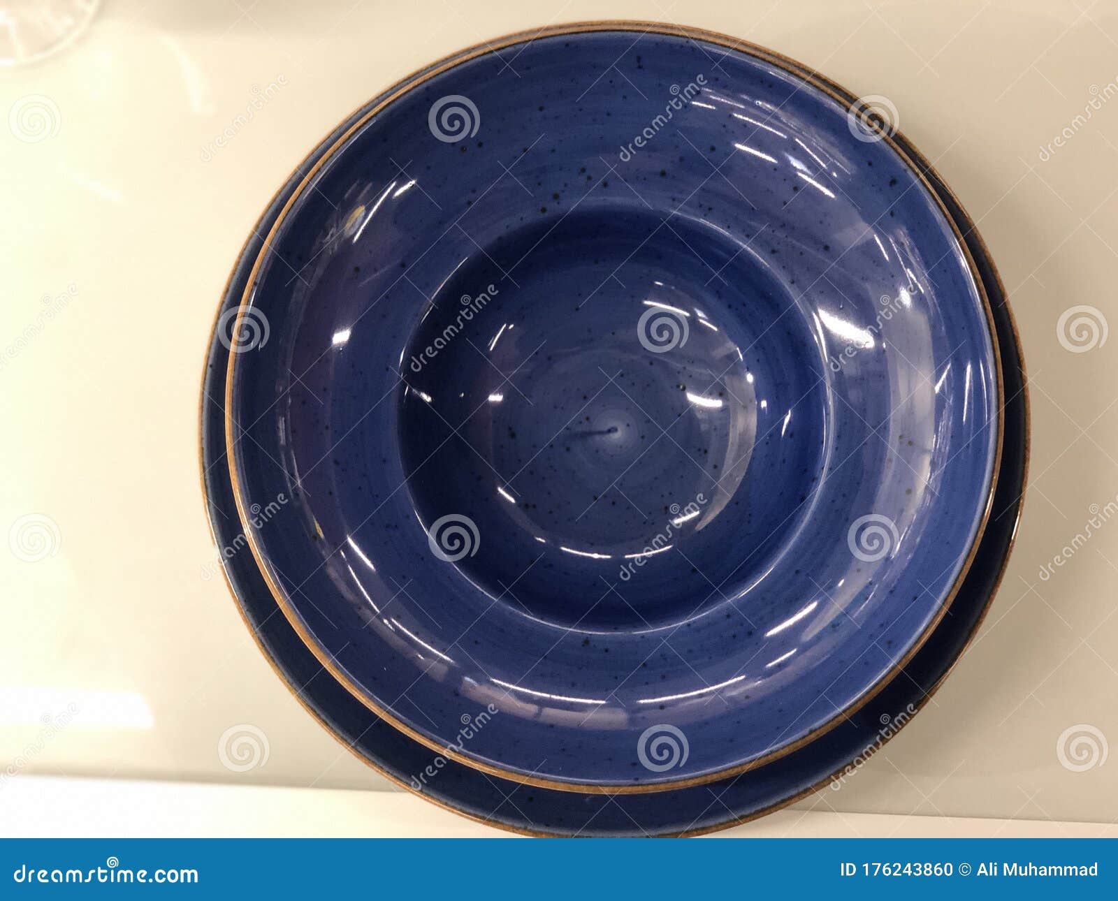 Blue Plate Wallpaper with Grey Background Stock Photo - Image of area ...