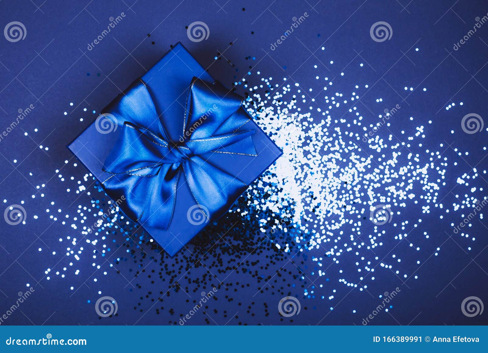 Blue present box with bow stock image. Image of decoration - 166389991