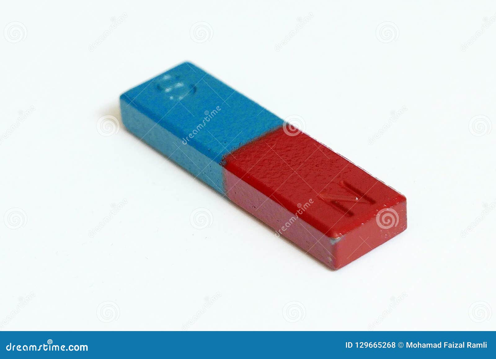 Blue and Red Color Rectangular Magnet with North and South Pole ...