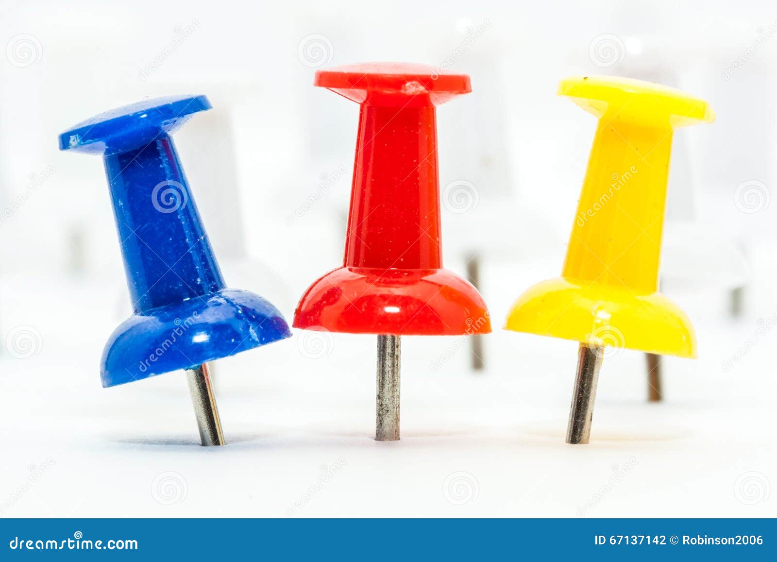Blue and Red push pins stock photo. Image of notepad - 67137142