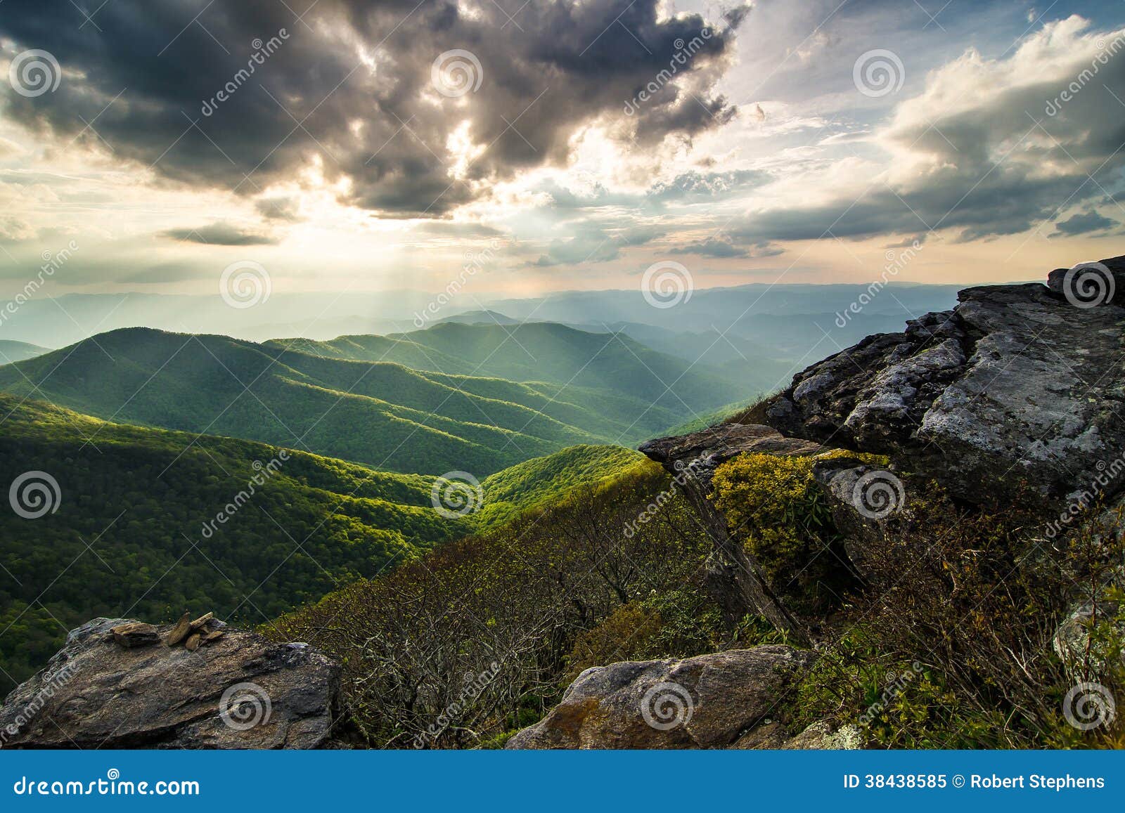 Blue Ridge Parkway Sun Rays NC Stock Image - Image of layers, rays ...
