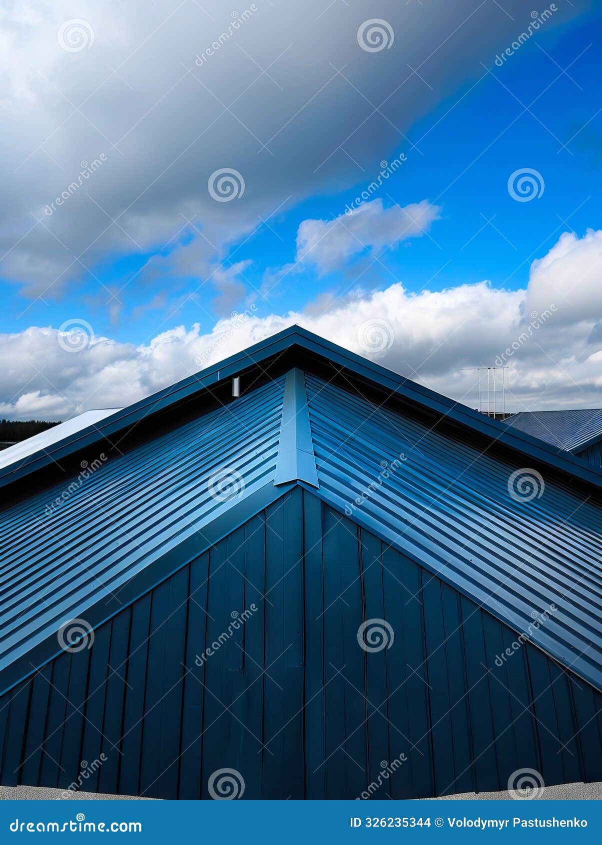 Blue Sky Through Roof Structure Of Sky Train Station Structure I ...