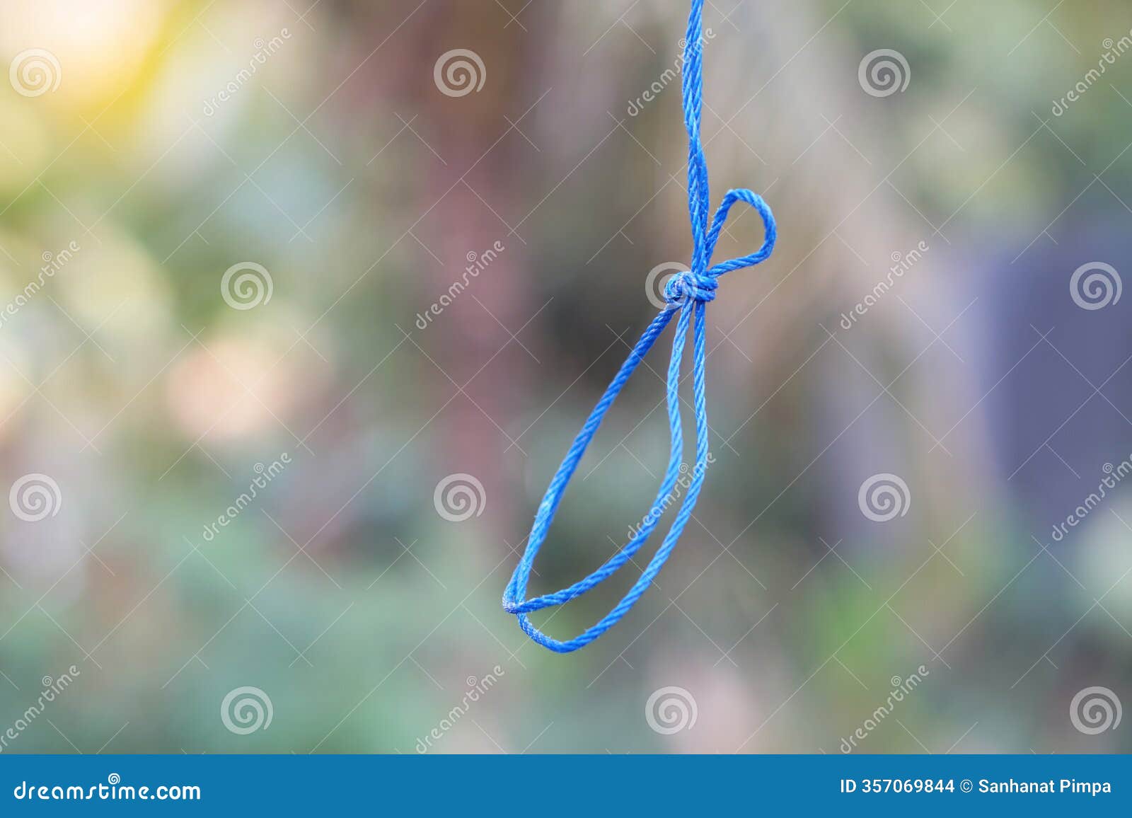Blue Rope Hanging Loop. Concept, Tying Rope Knots in daily Life Stock ...