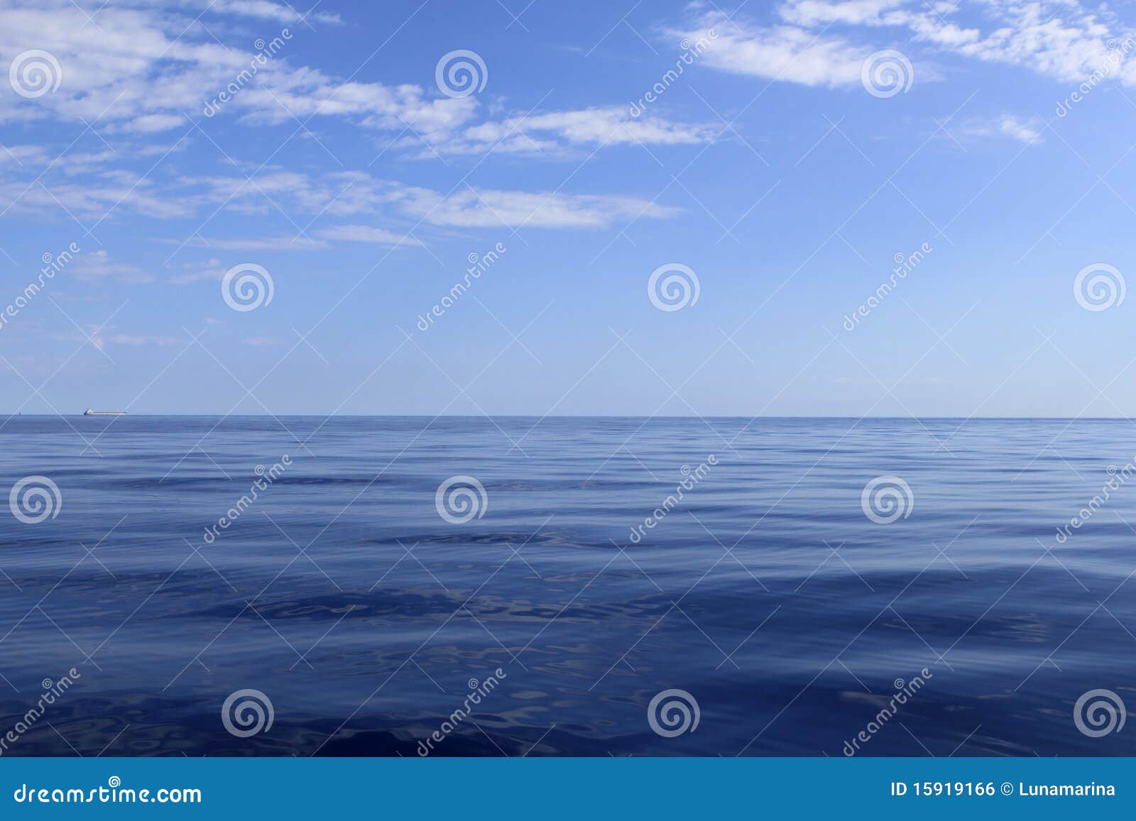 Blue Sea Horizon Ocean Perfect in Calm Stock Photo - Image of blue ...