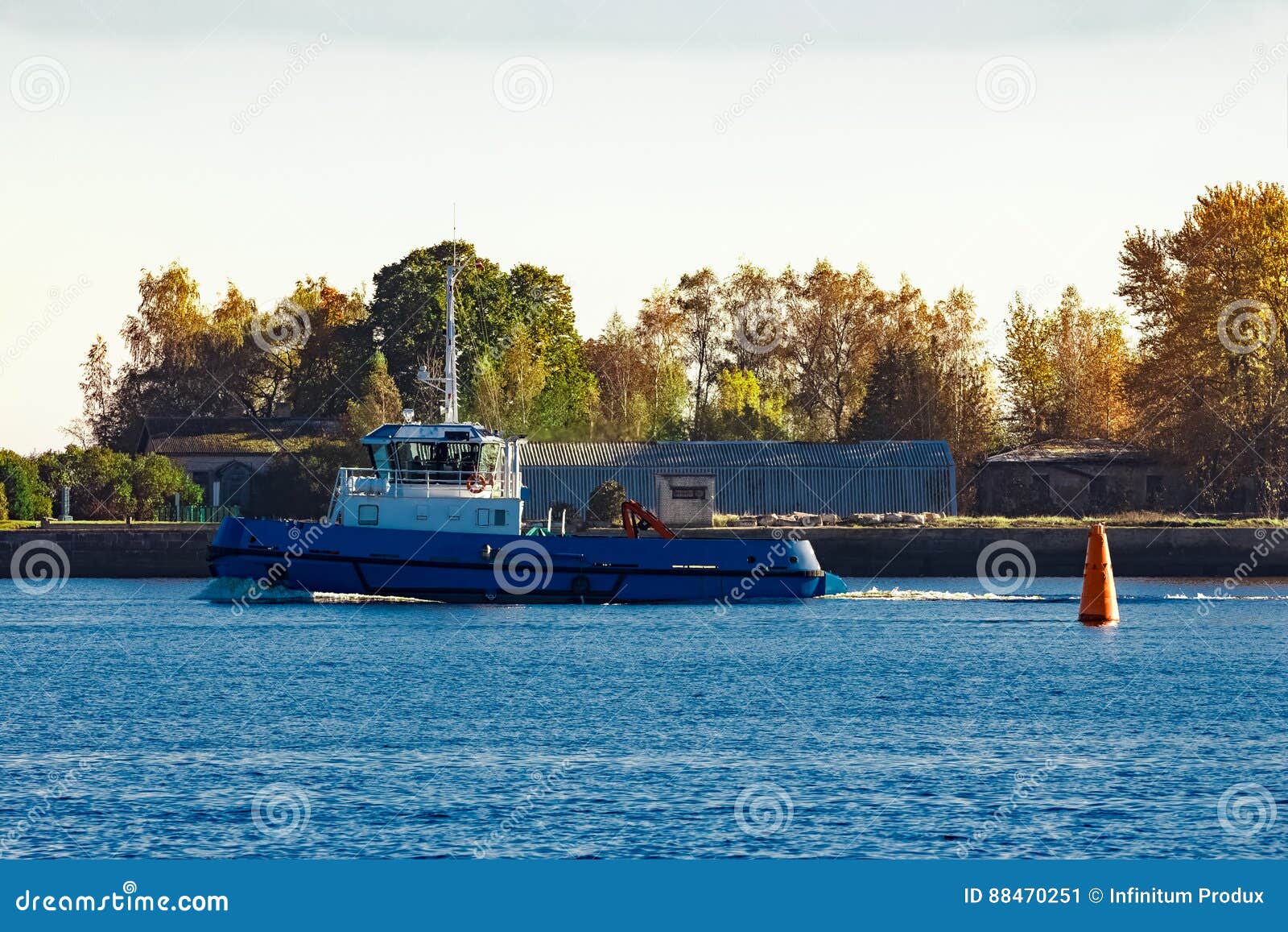 Blue small tug stock image. Image of maneuver, craft - 88470251