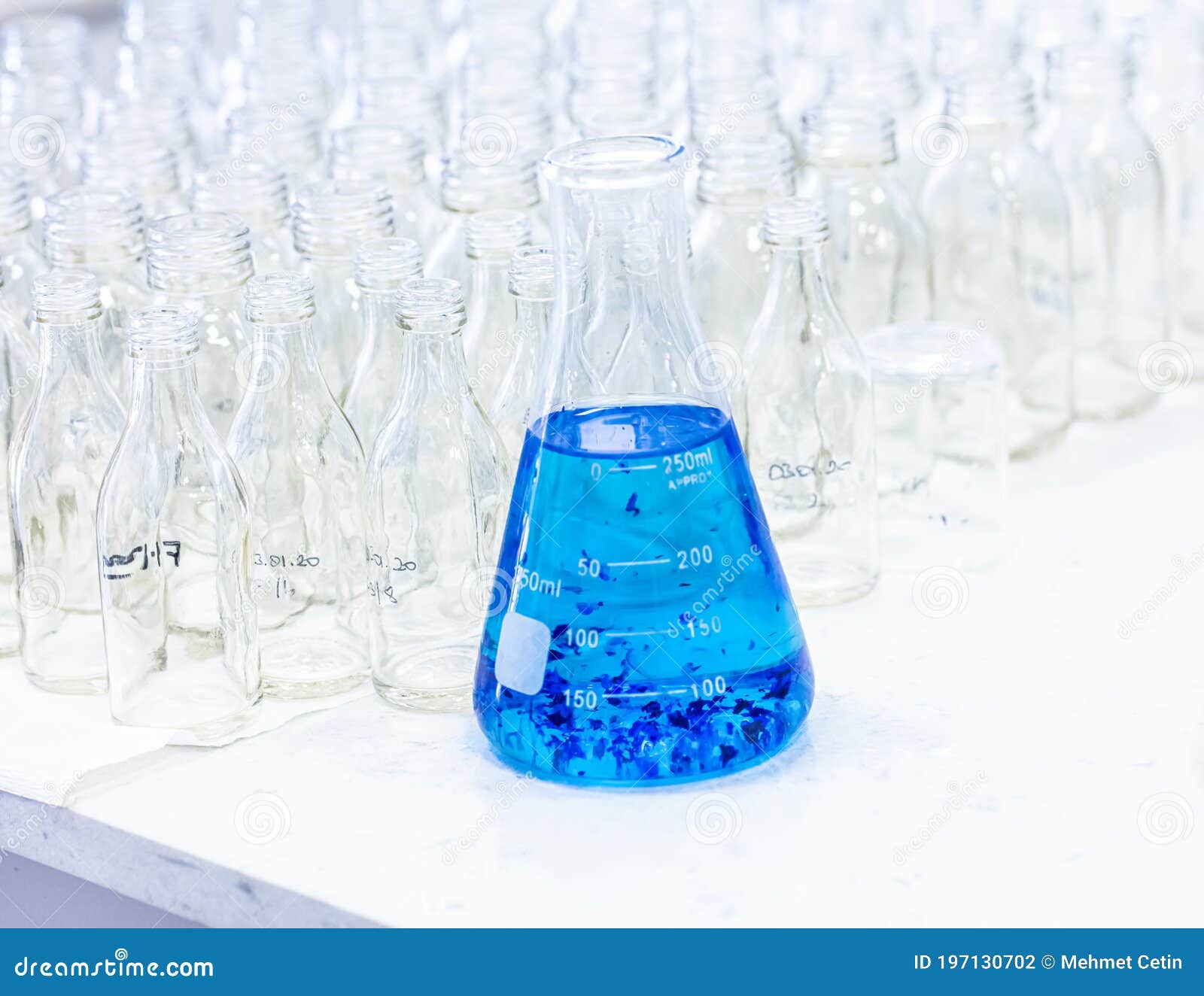 Blue Solution Methylene Blue in Erlenmeyer, Experiments in Chemistry ...
