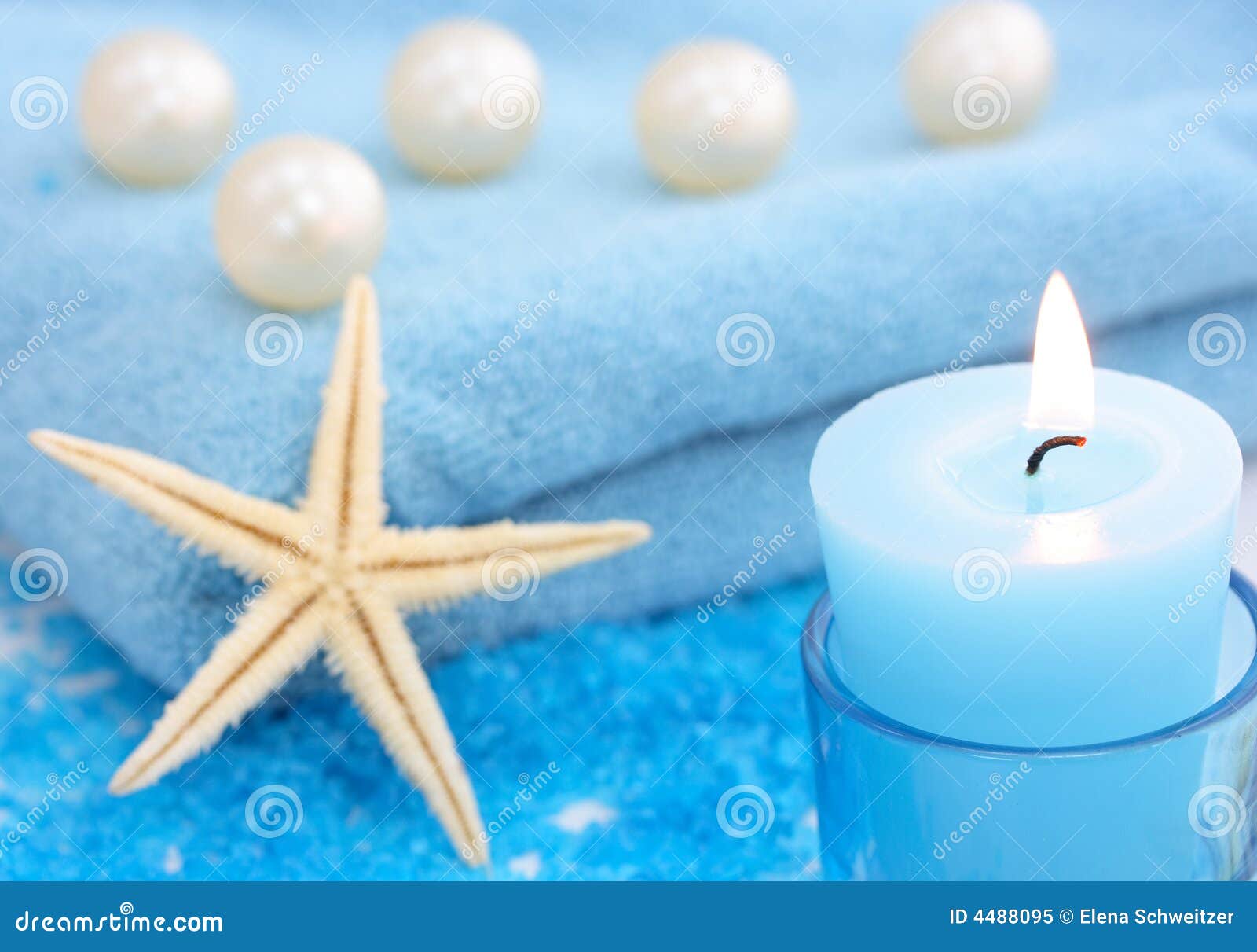 Blue spa stock afbeelding. Image of gezondheid, parels - 4488095
