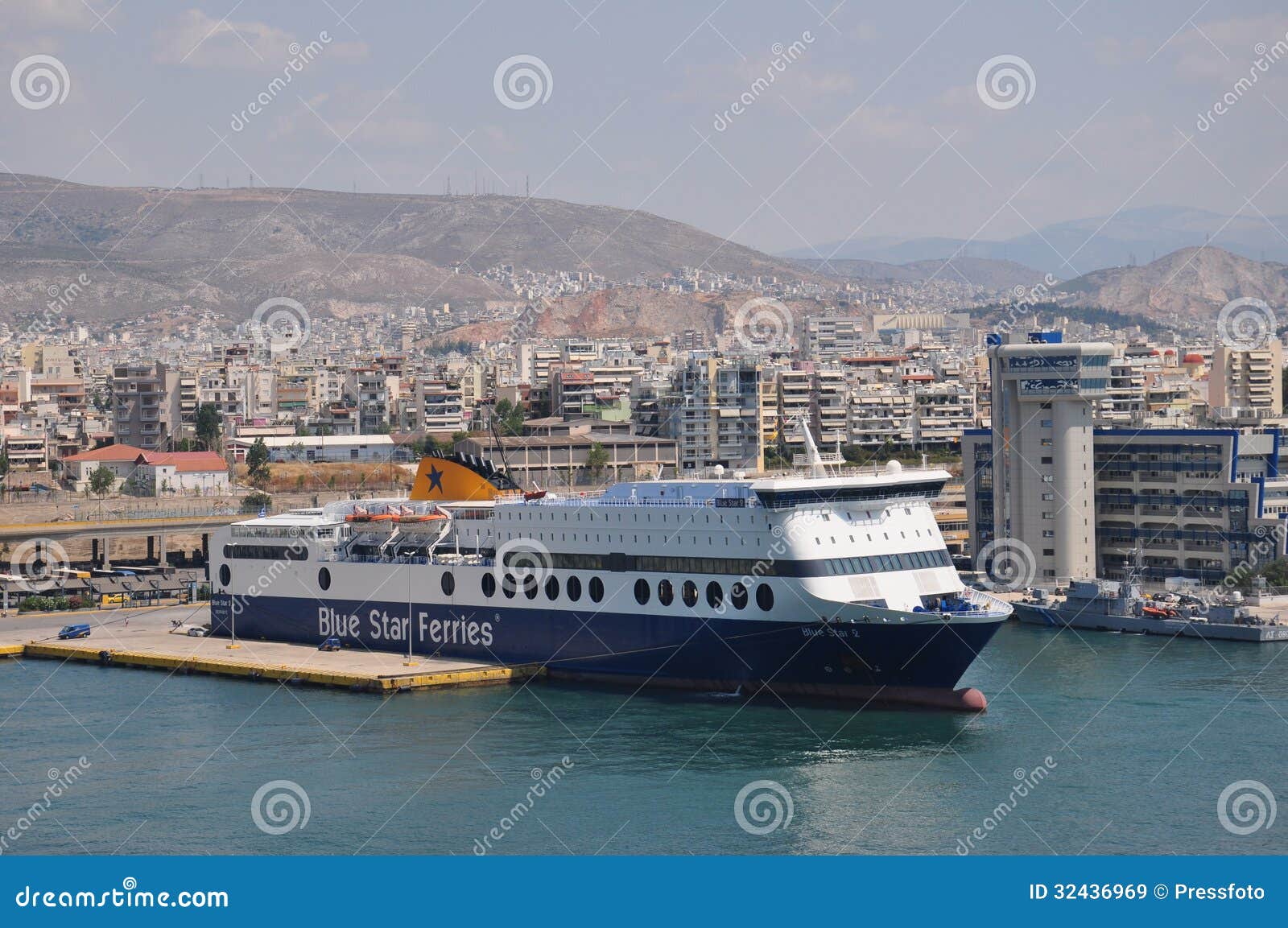 Blue Star 2 ferry editorial stock image. Image of metal - 32436969