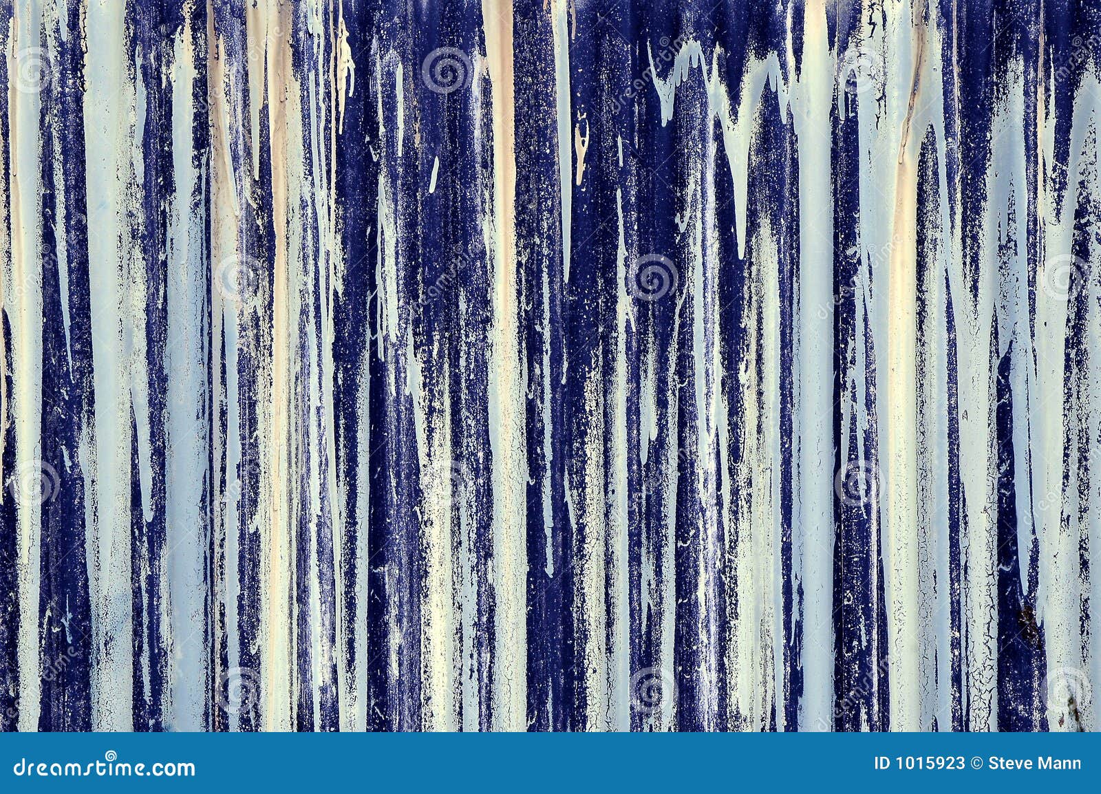 Blue Streaks Picture. Image: 1015923