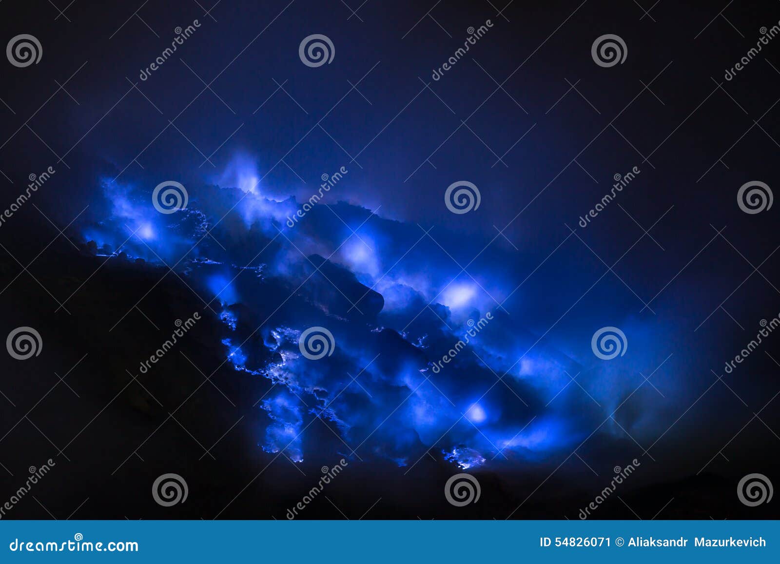 Blue Sulfur Flames, Kawah Ijen Volcano Stock Image - Image of kawah ...