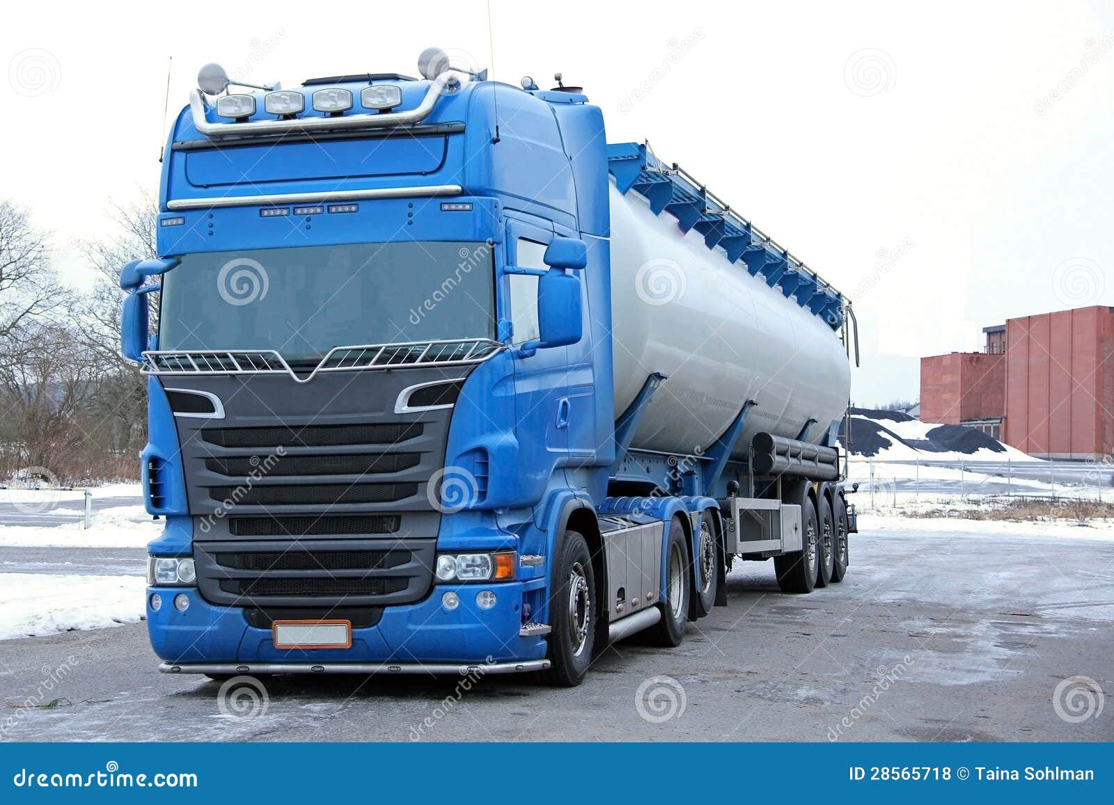 Blue Tanker Truck stock photo. Image of lorry, chemical - 28565718