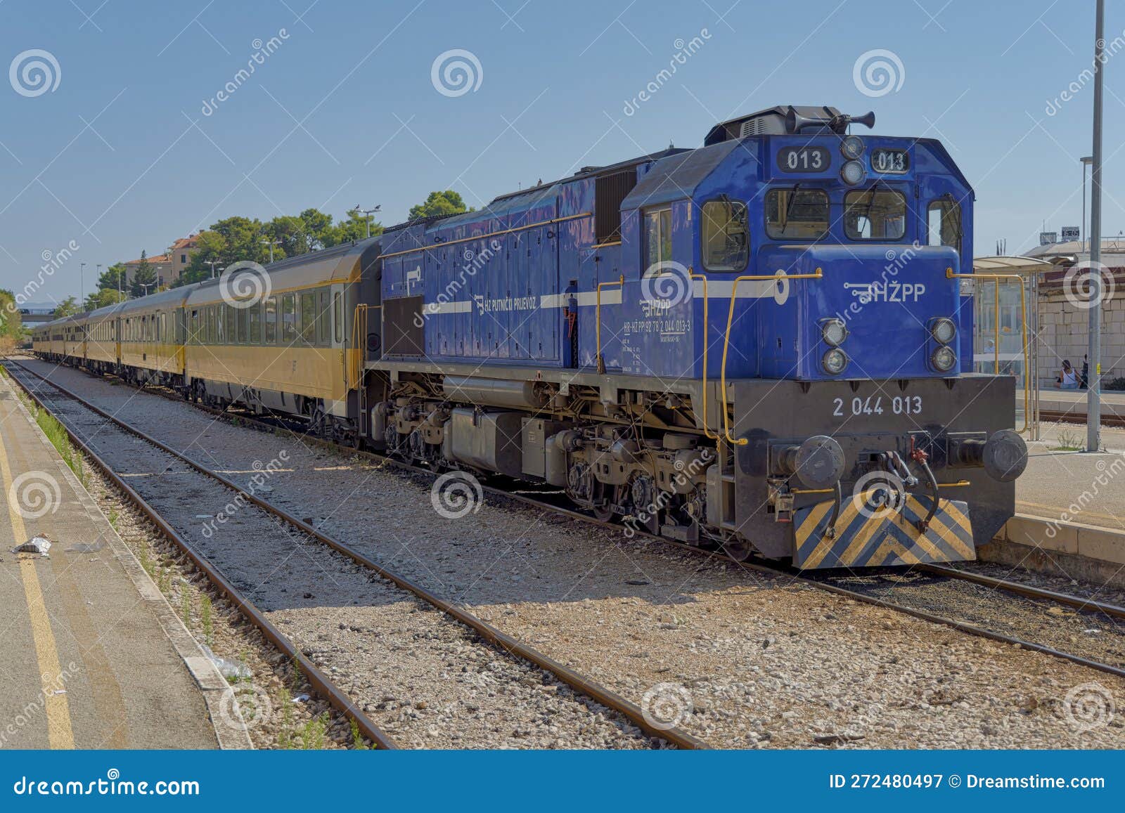 Blue Train at Railway Station Split Croatia Editorial Photography ...