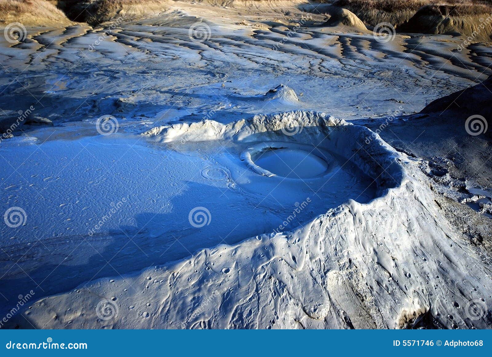 Blue Volcano Evacuation Route Sign And Arrow Stock Photography ...