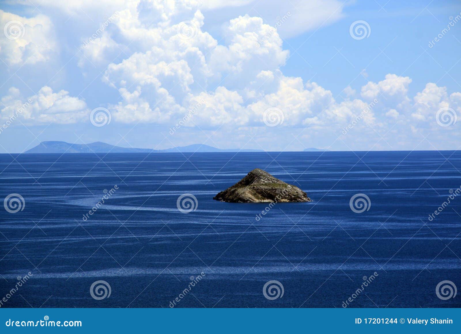Blue Water and Small Island Stock Photo - Image of water, wind: 17201244