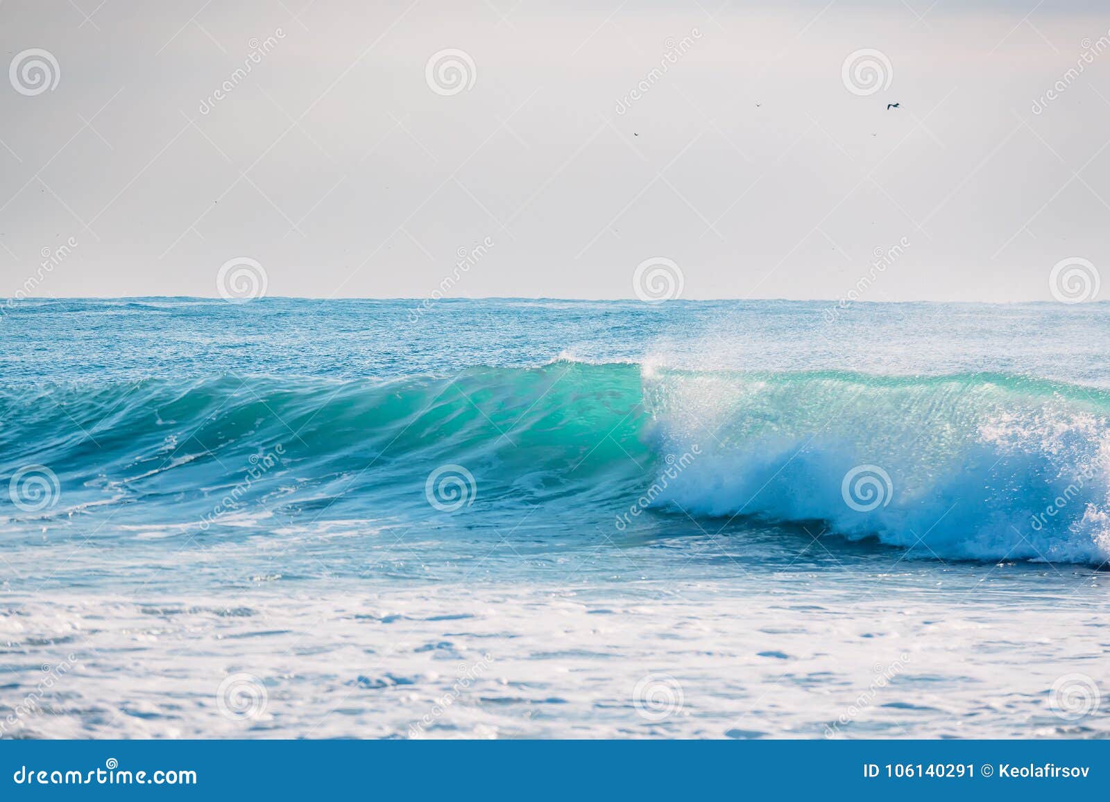 Blue Wave Crashing in Ocean. Crystal Wave in Bali Stock Image - Image ...