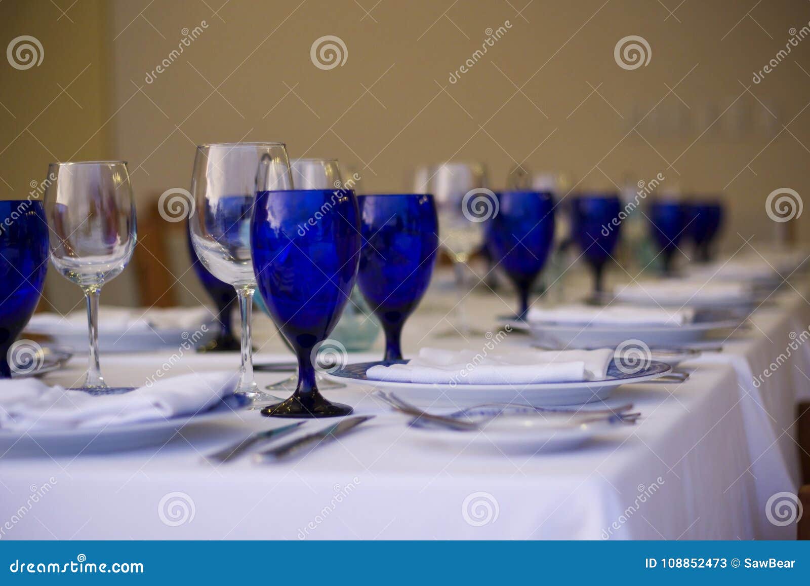 Table-setting with Blue & White Theme Stock Image - Image of large ...