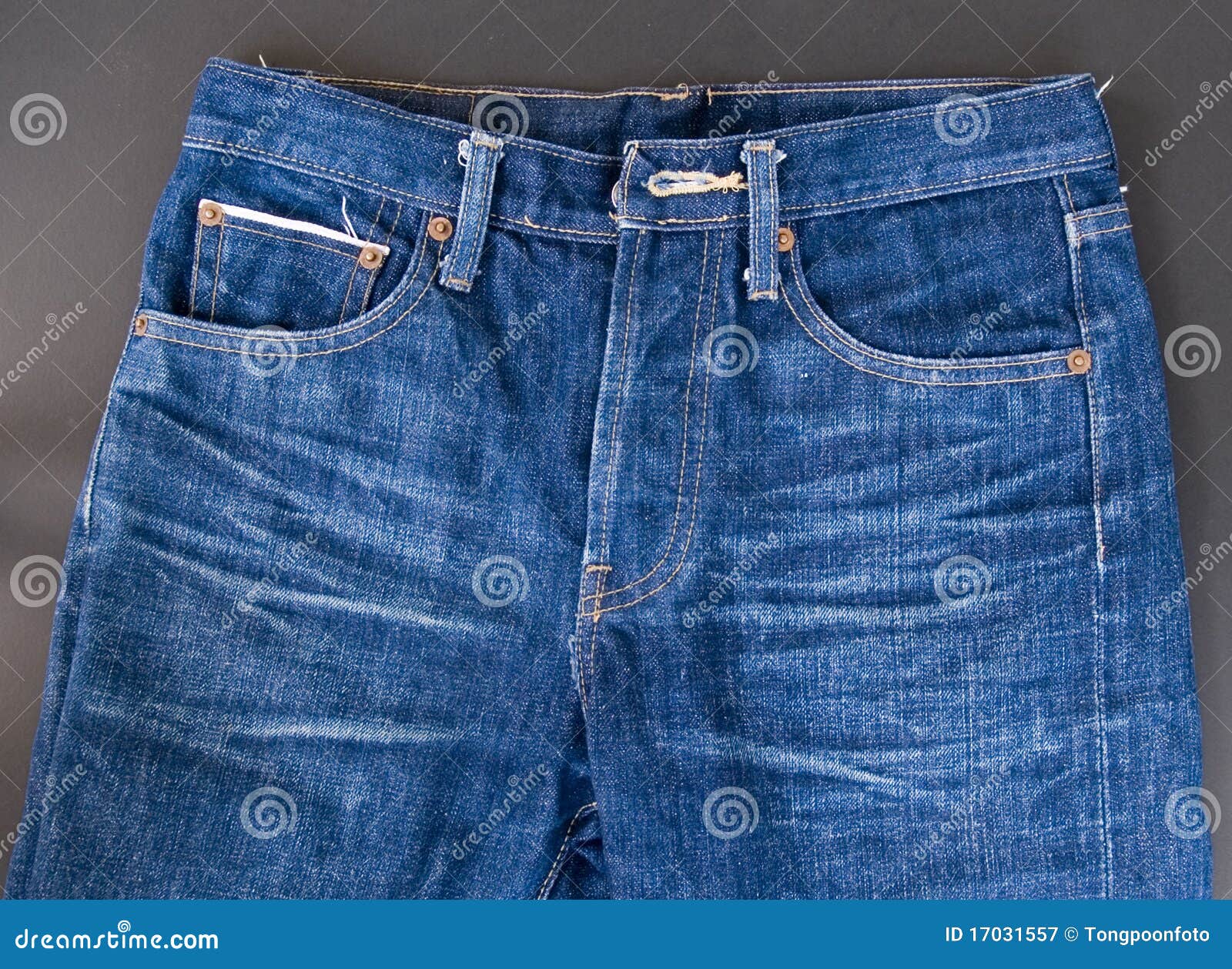 Bluejeans image stock. Image du bluejeans, pantalon, coton - 17031557