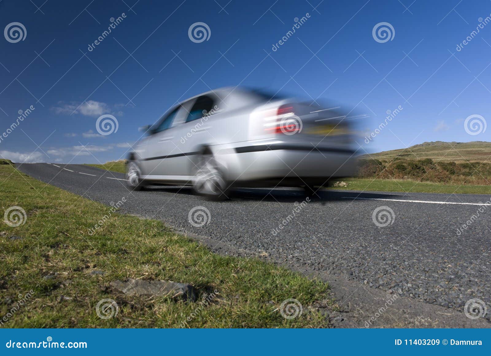 Blurred silver car stock image. Image of move, drive - 11403209