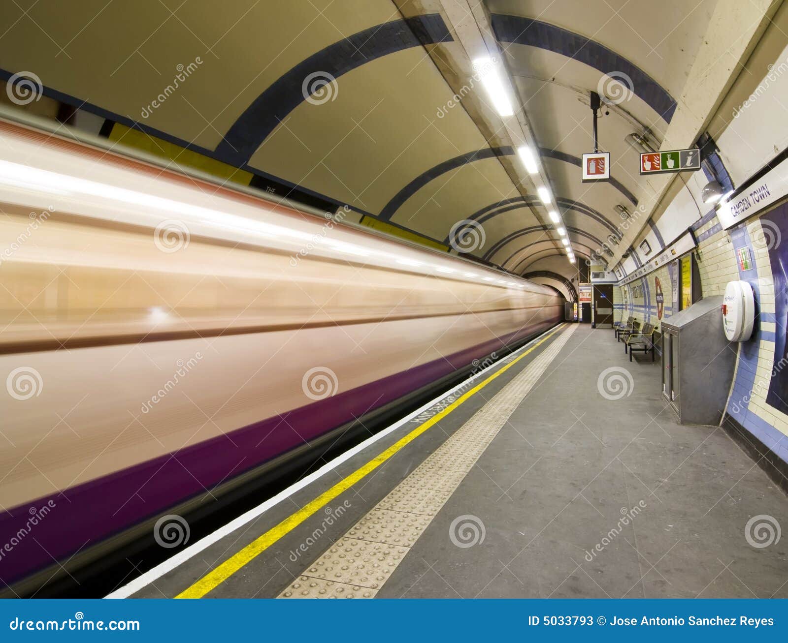 Blurred train stock image. Image of london, arrival, commuter - 5033793
