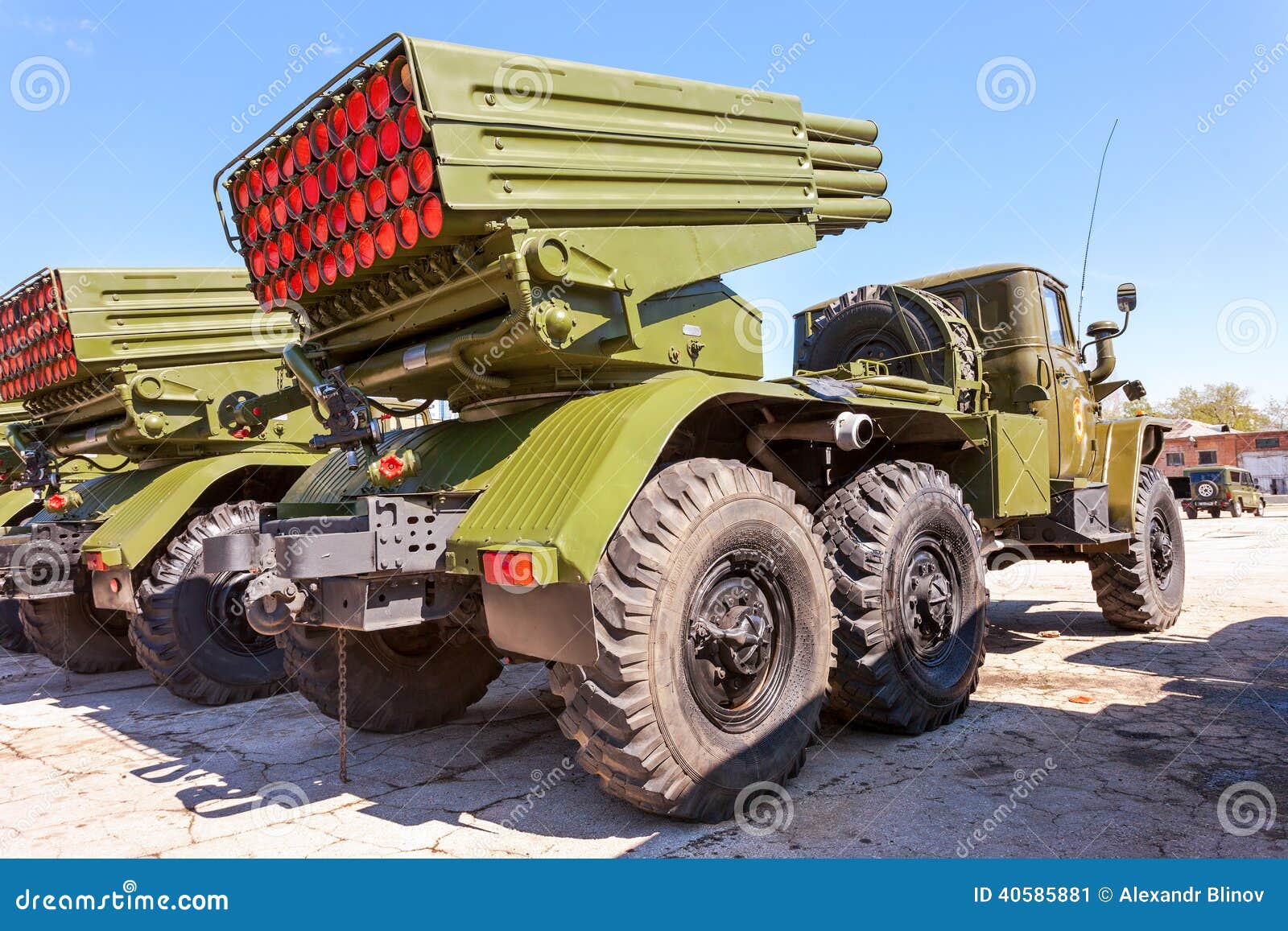 BM-21 Grad 122-mm Multiple Rocket Launcher Editorial Photo - Image of ...