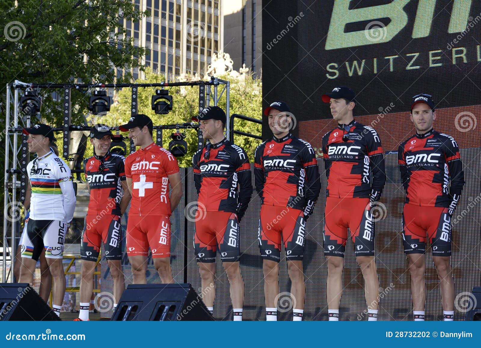 BMC Professional Cycling Team Editorial Photography - Image of finish ...
