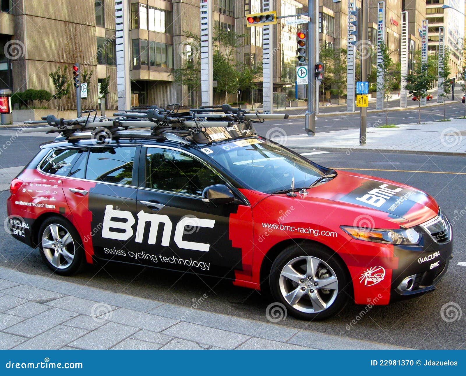 BMC Team Car editorial image. Image of exercise, ascent - 22981370