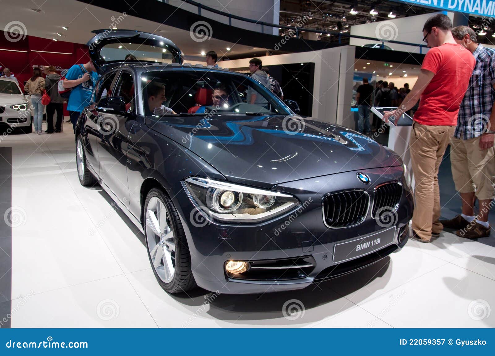 BMW 118i editorial photography. Image of trade, premiere - 22059357