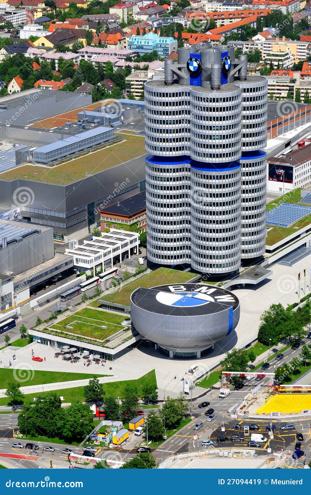 BMW building editorial stock image. Image of exhibition - 27094419