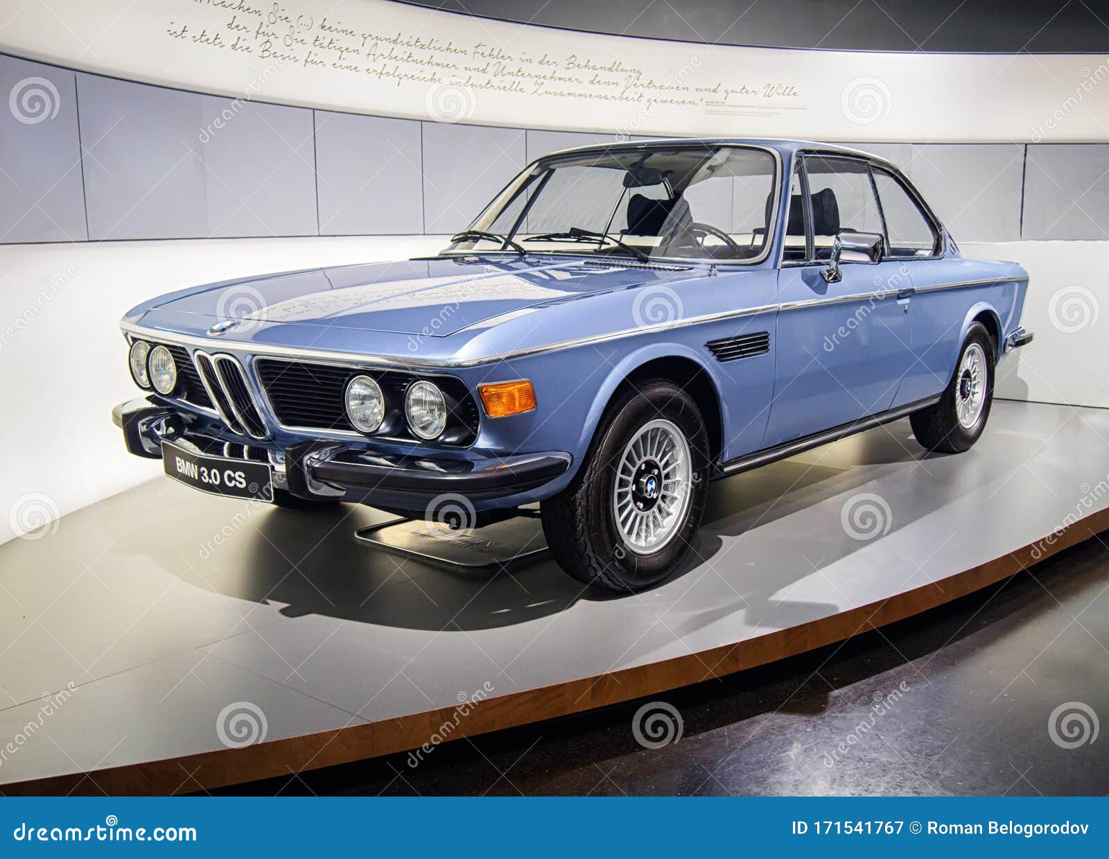 1971 BMW 3.0 CS editorial photography. Image of engine - 171541767